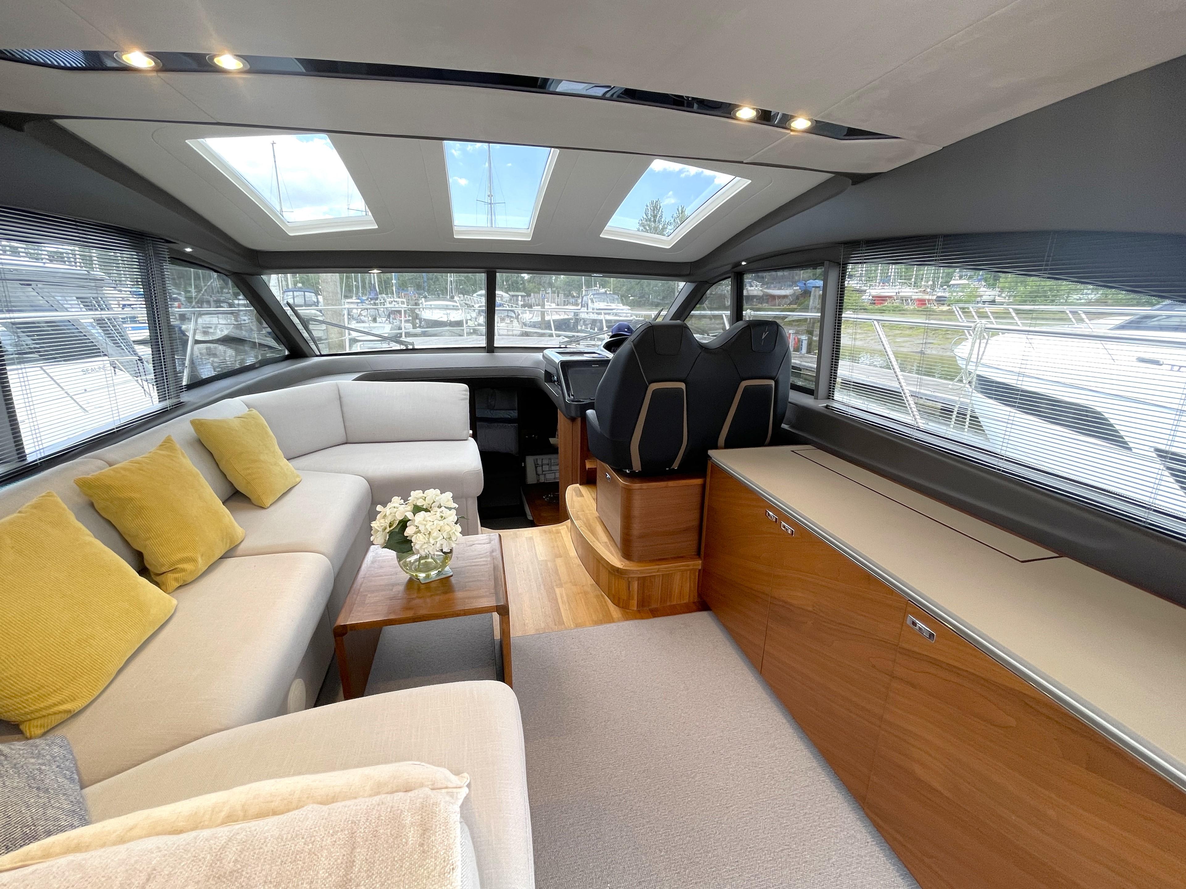 2021 Princess V50 Sports Cruiser for sale - YachtWorld