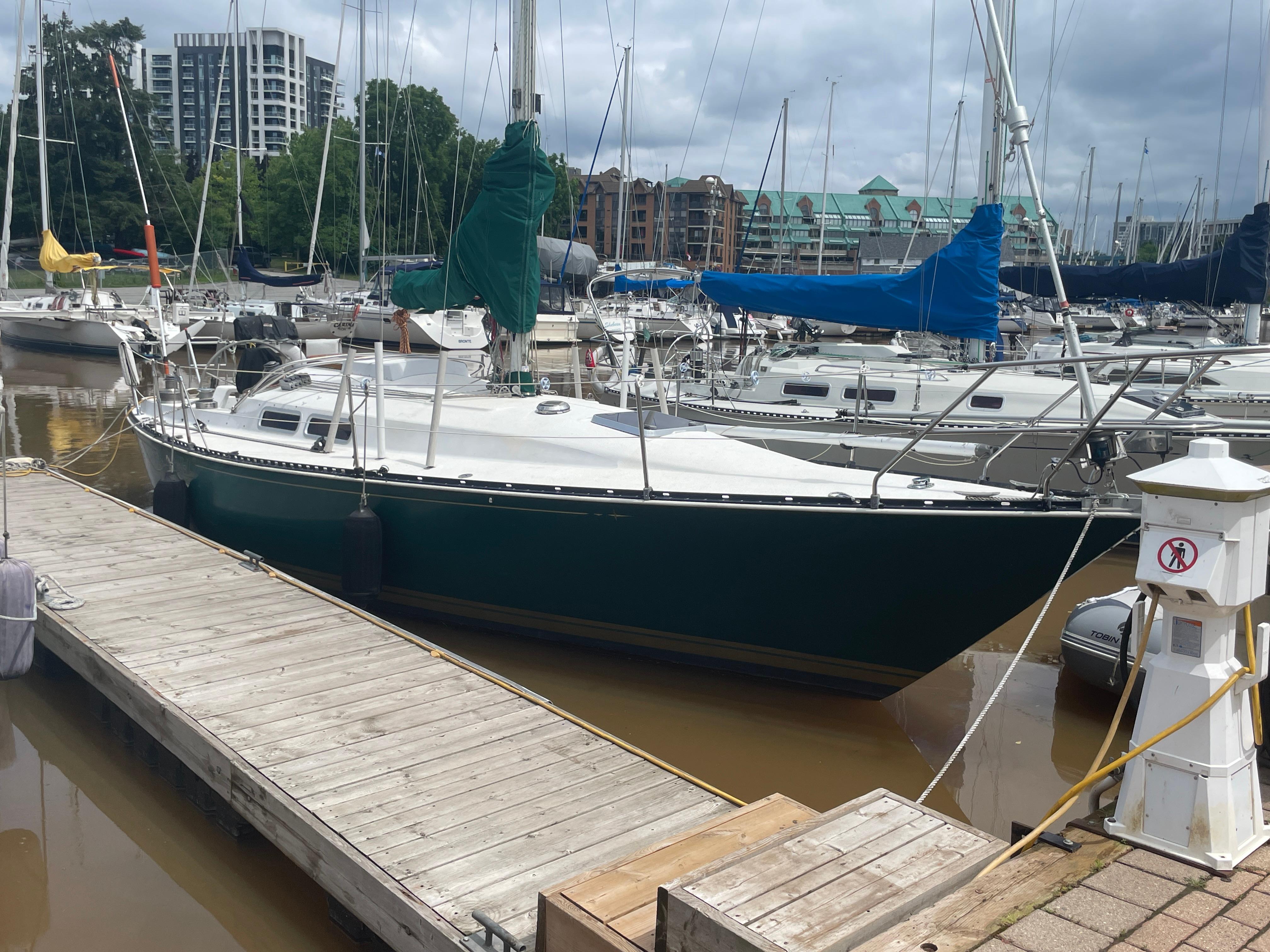 1974 C&C 33 Racer/Cruiser for sale - YachtWorld