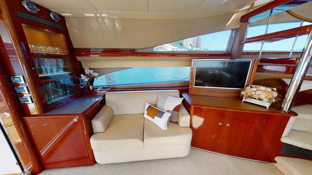 2006 Princess 67 Flybridge Motor Yachts for sale - YachtWorld