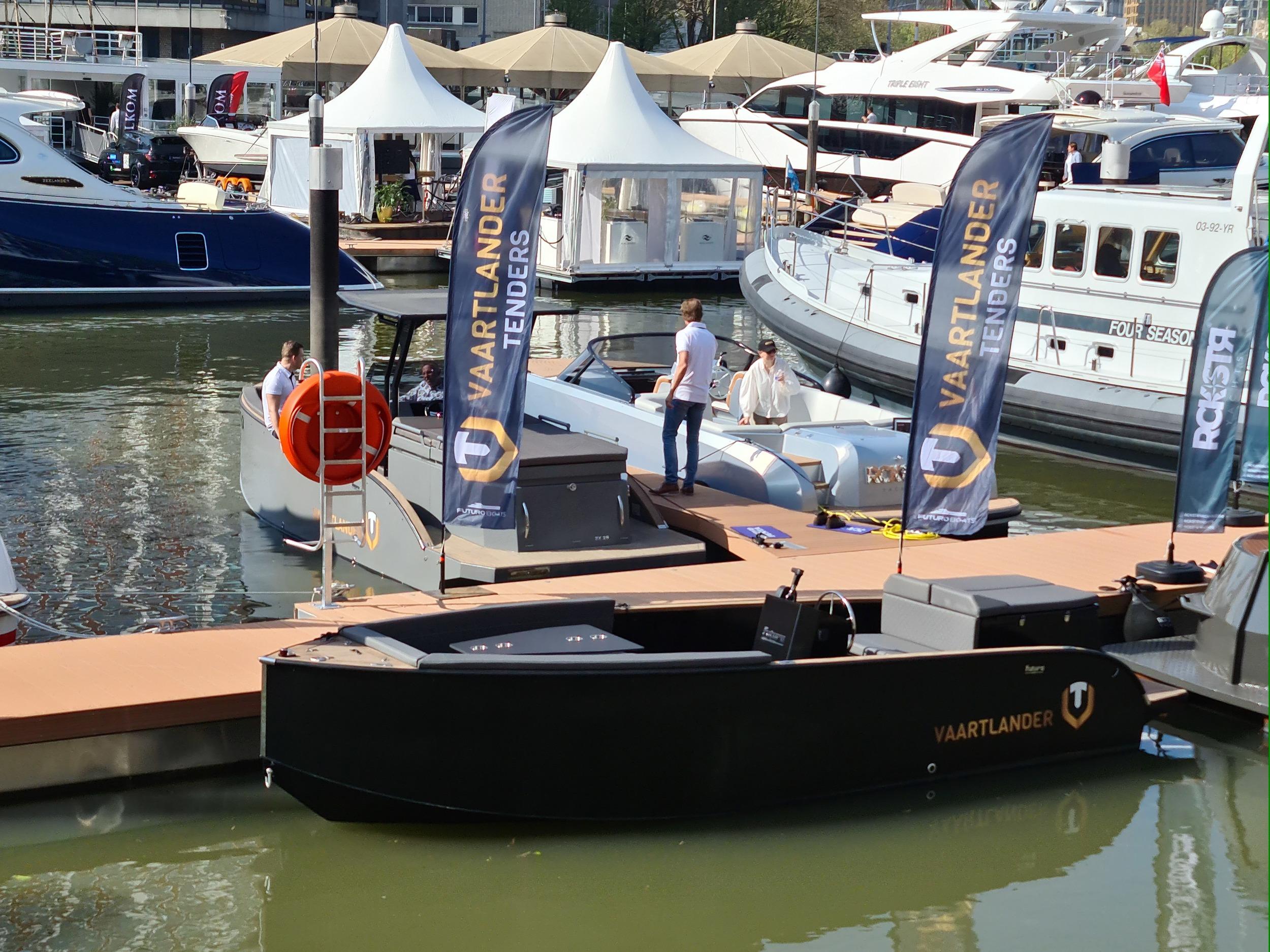 New 2024 Futuro ZX20 Lounge Aluminium 15/60pk Of Elektrisch | TopBoats