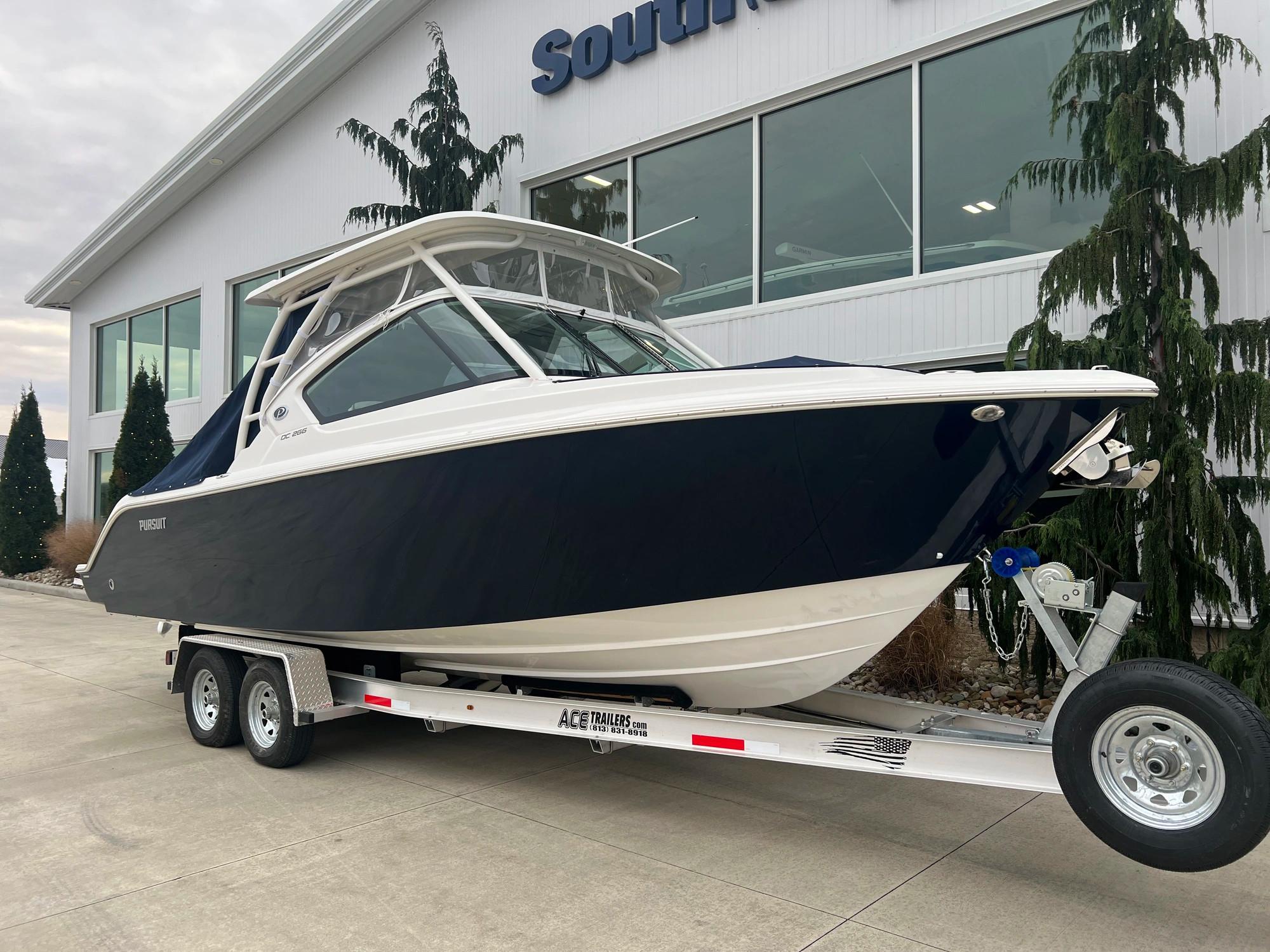 2024 Pursuit DC 266 Dual Console for sale - YachtWorld