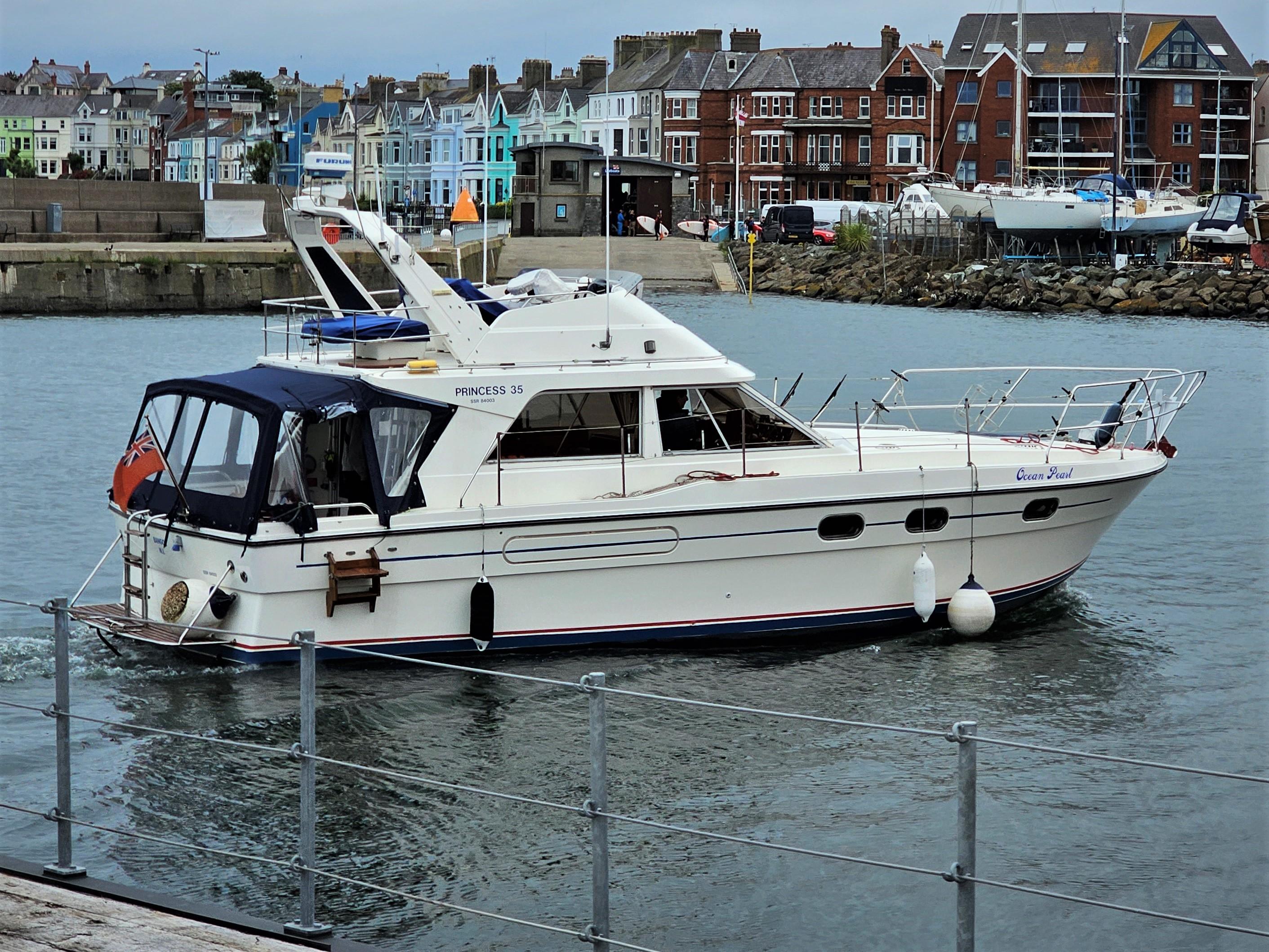 1986 Princess 35 Fly Motor Yacht for sale - YachtWorld