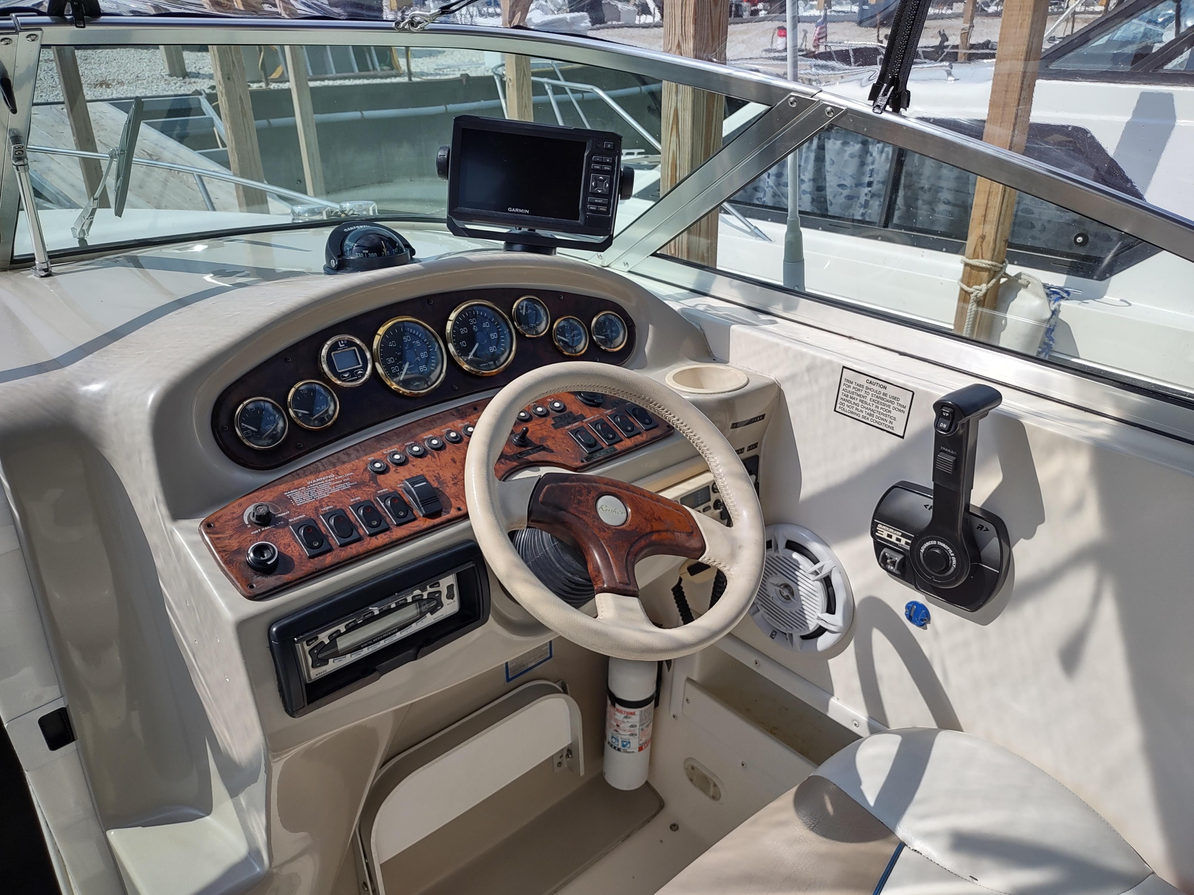 1999 Rinker 242 Cruiser for sale - YachtWorld