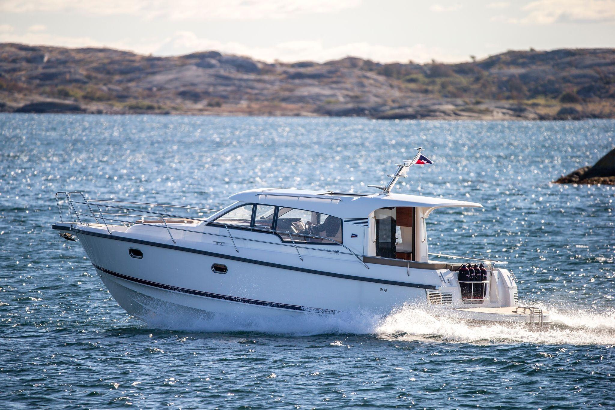 Nieuw 2025 Nimbus 365 Coupé - Corse ( 20 ) | YachtFocus