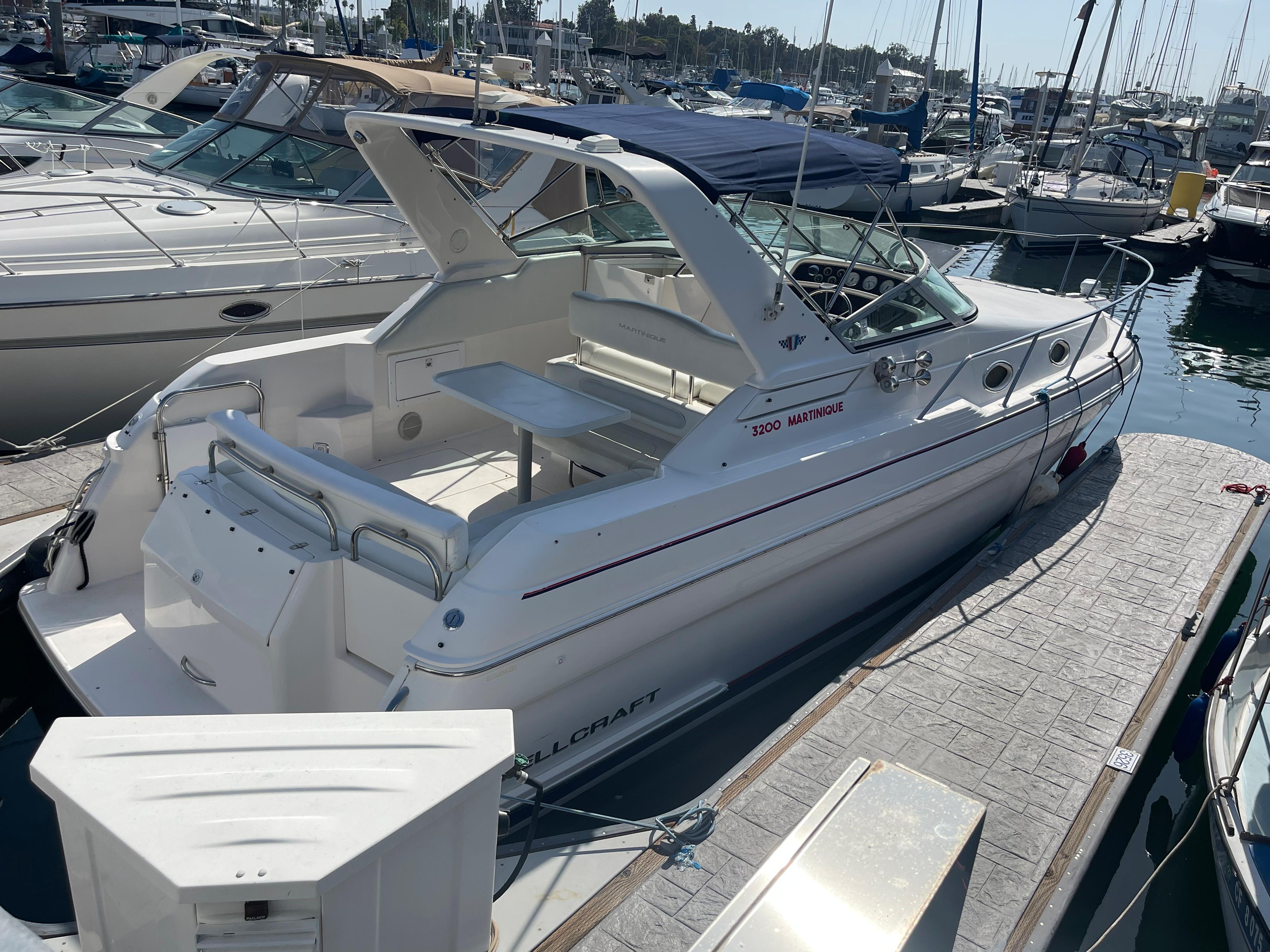 1996 Wellcraft Martinique 3200 Express Cruiser for sale - YachtWorld