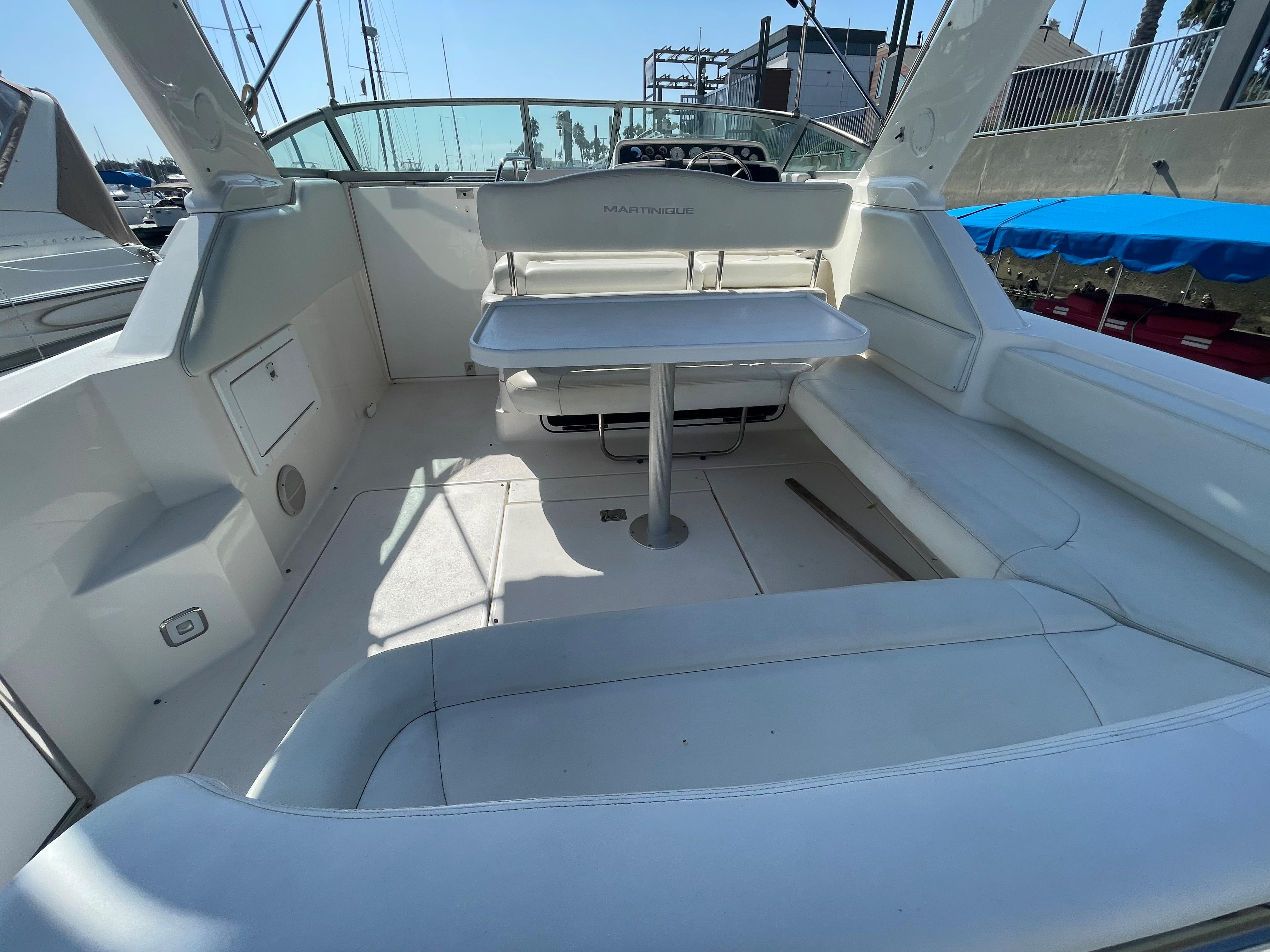 1996 Wellcraft Martinique 3200 Express Cruiser for sale - YachtWorld