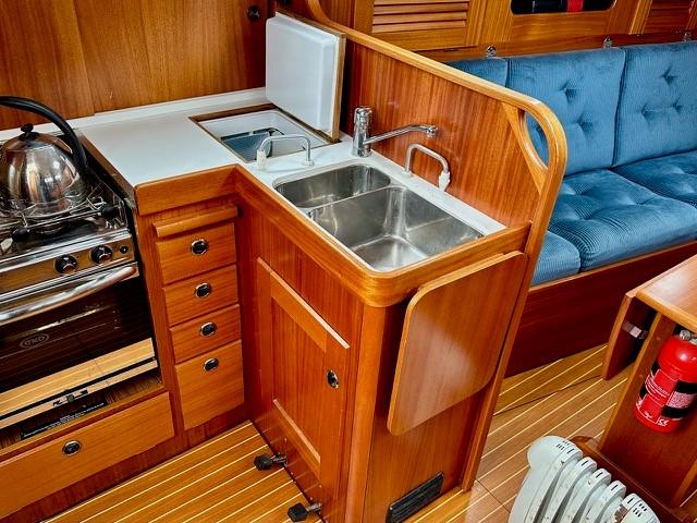 2003 Hallberg-Rassy 31 Cruiser for sale - YachtWorld