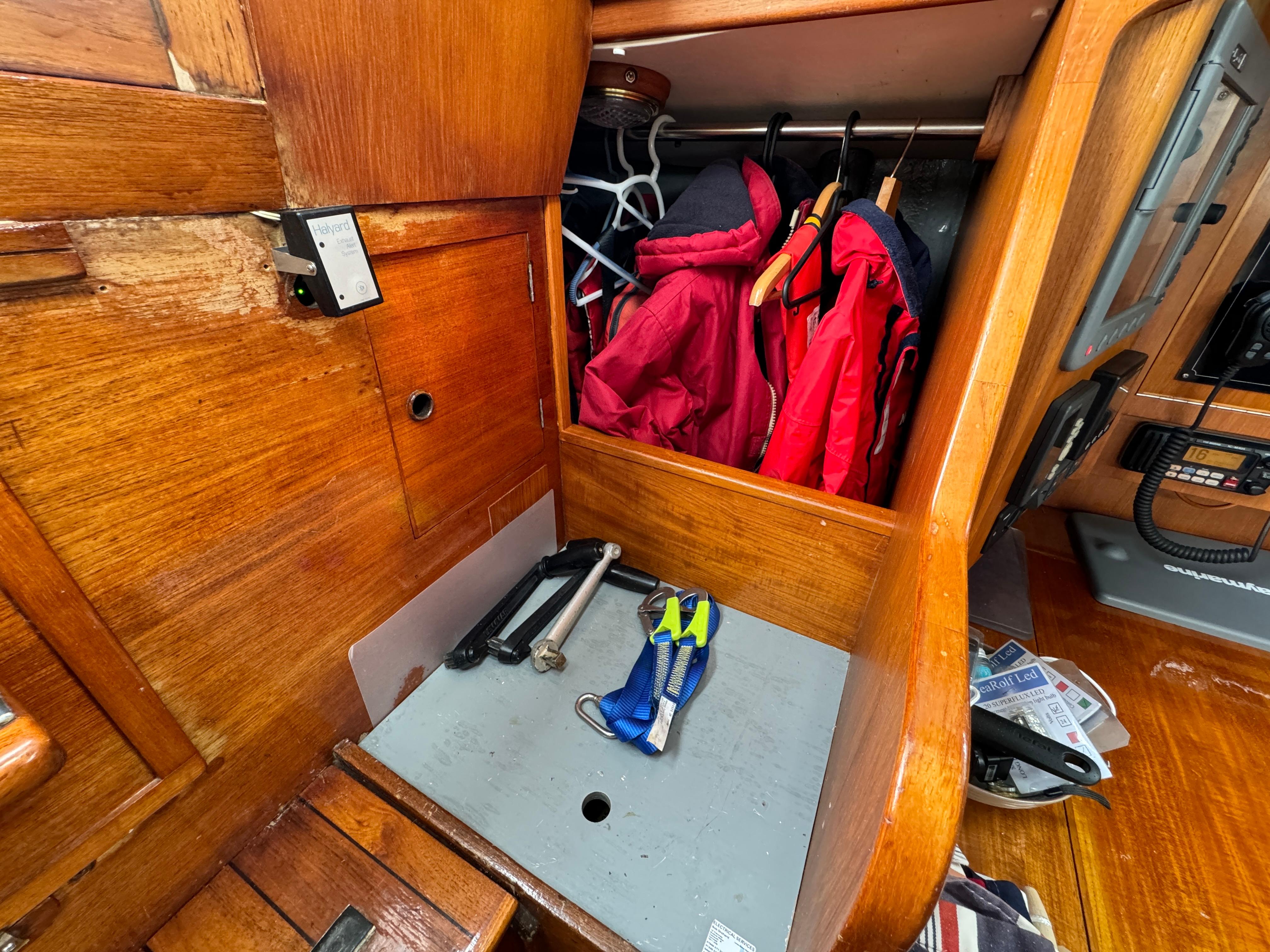 1971 Nicholson 35 Cruiser for sale - YachtWorld