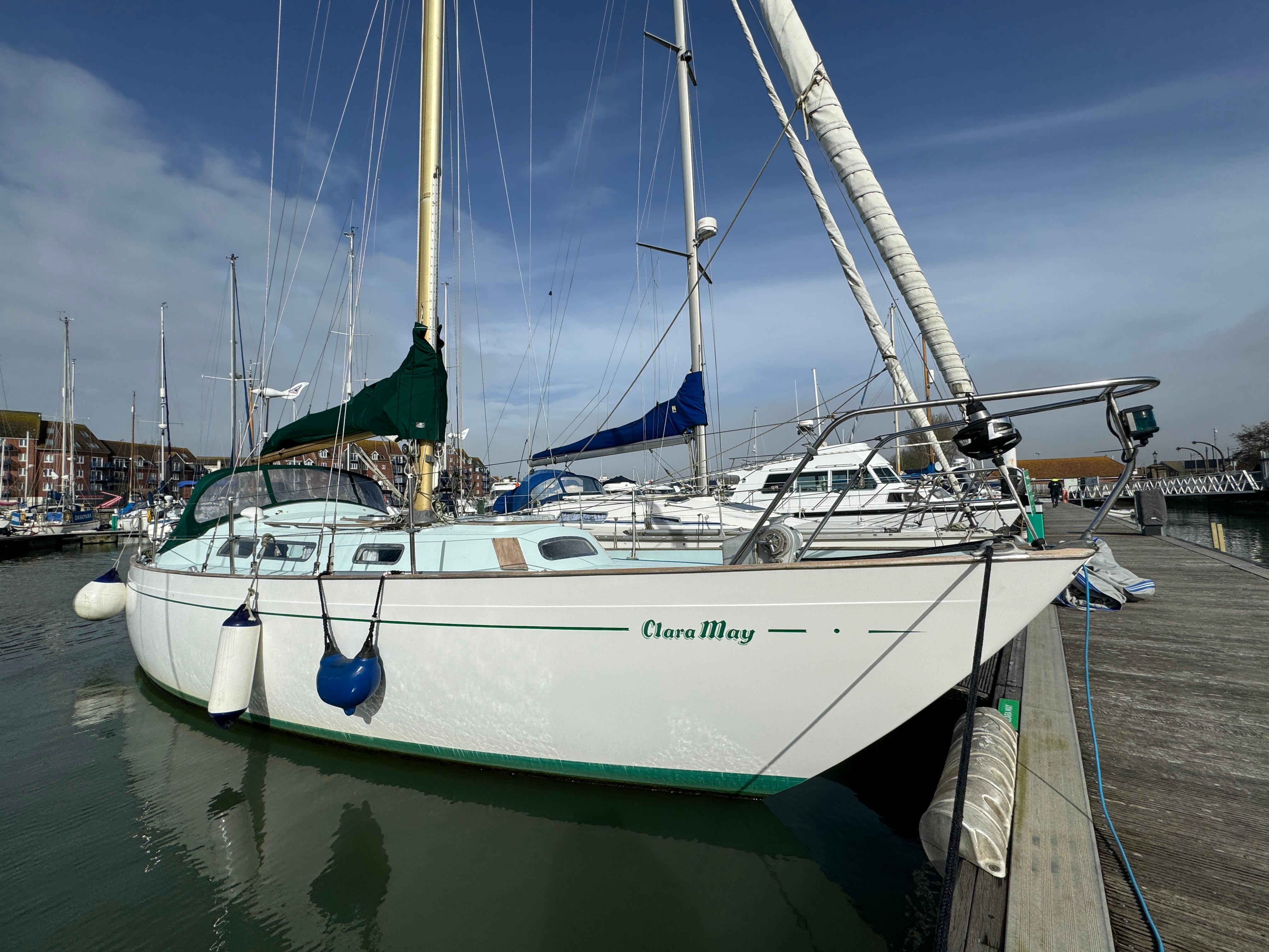 1971 Nicholson 35 Cruiser for sale - YachtWorld