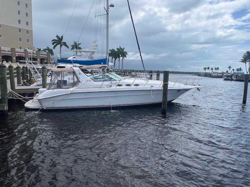 1996 Sea Ray 400 Sundancer Motor Yacht for sale - YachtWorld