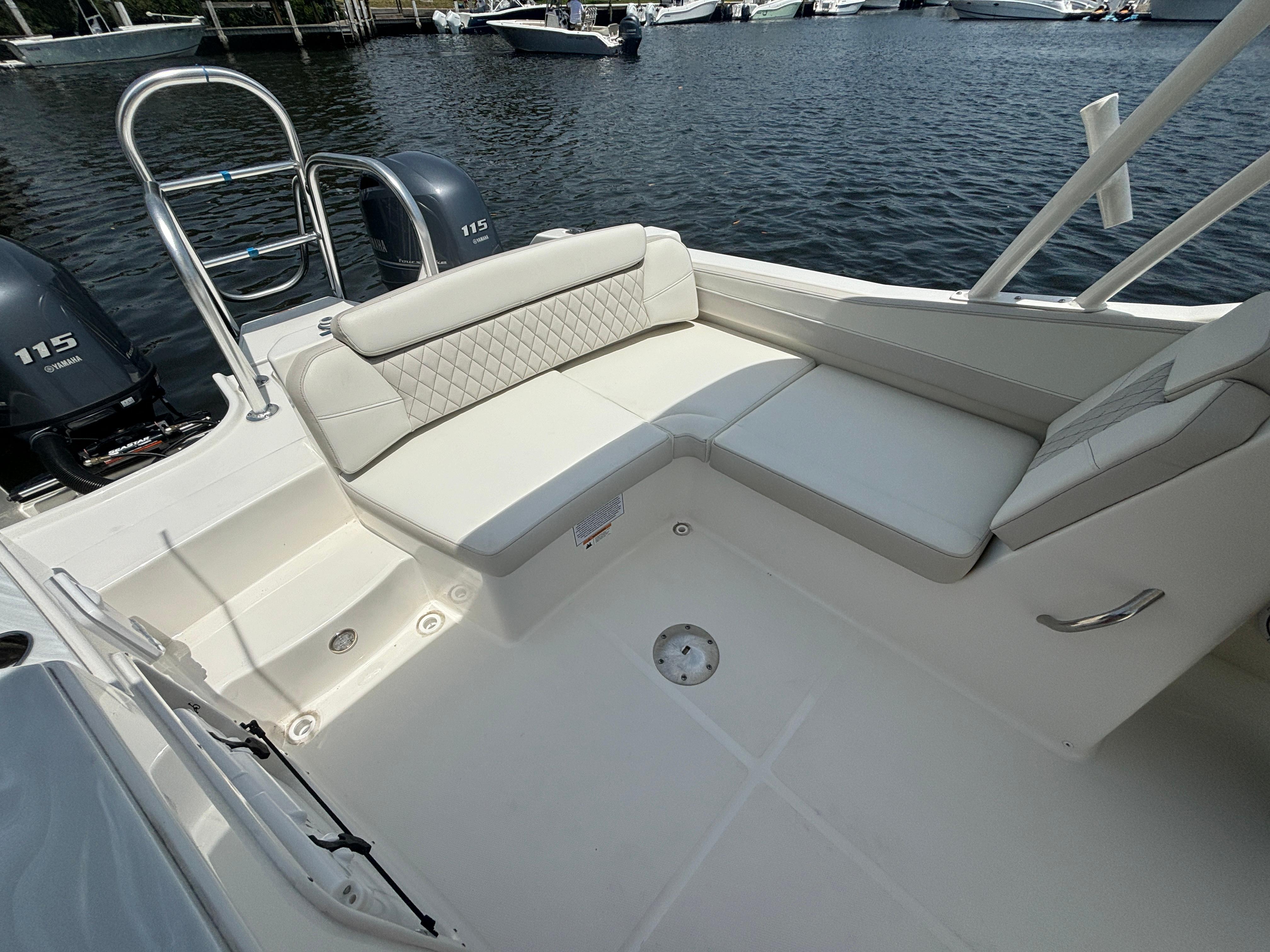 2024 World Cat 230 SD Power Catamaran for sale - YachtWorld