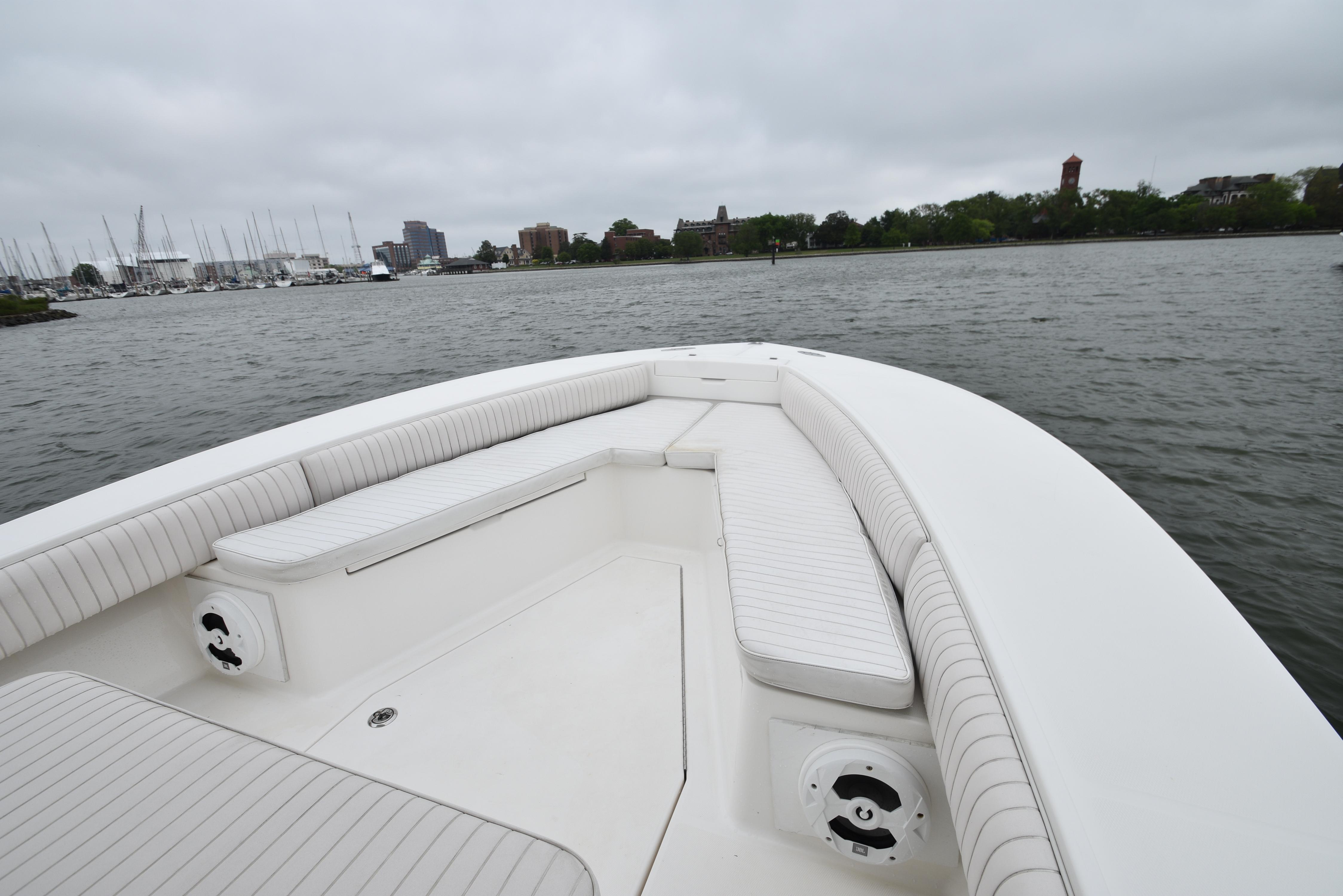 2006 Regulator 29 Fs Centre Console for sale - YachtWorld
