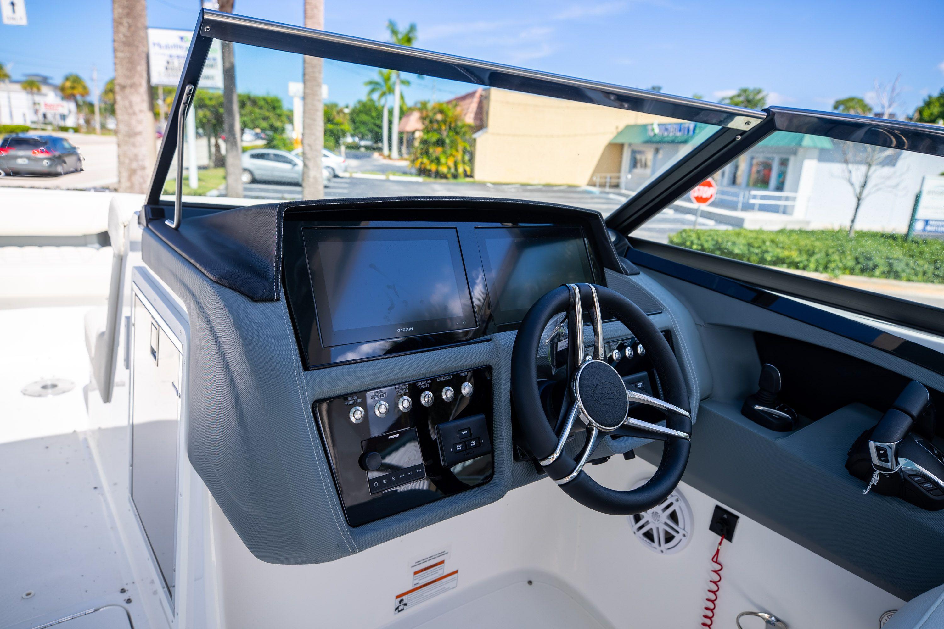 2022 Cobalt 30SC Bowrider for sale - YachtWorld