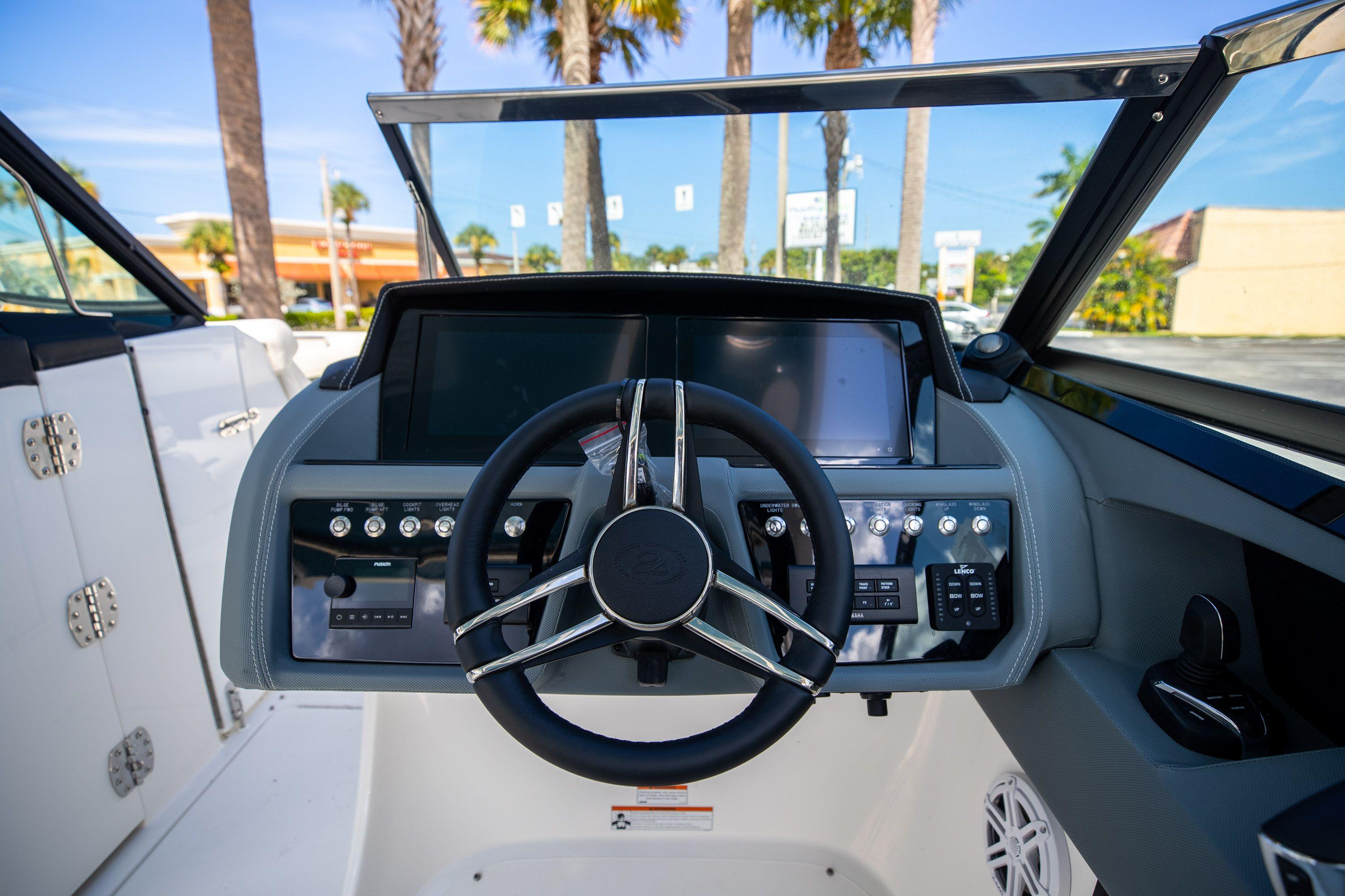 2022 Cobalt 30SC Bowrider for sale - YachtWorld