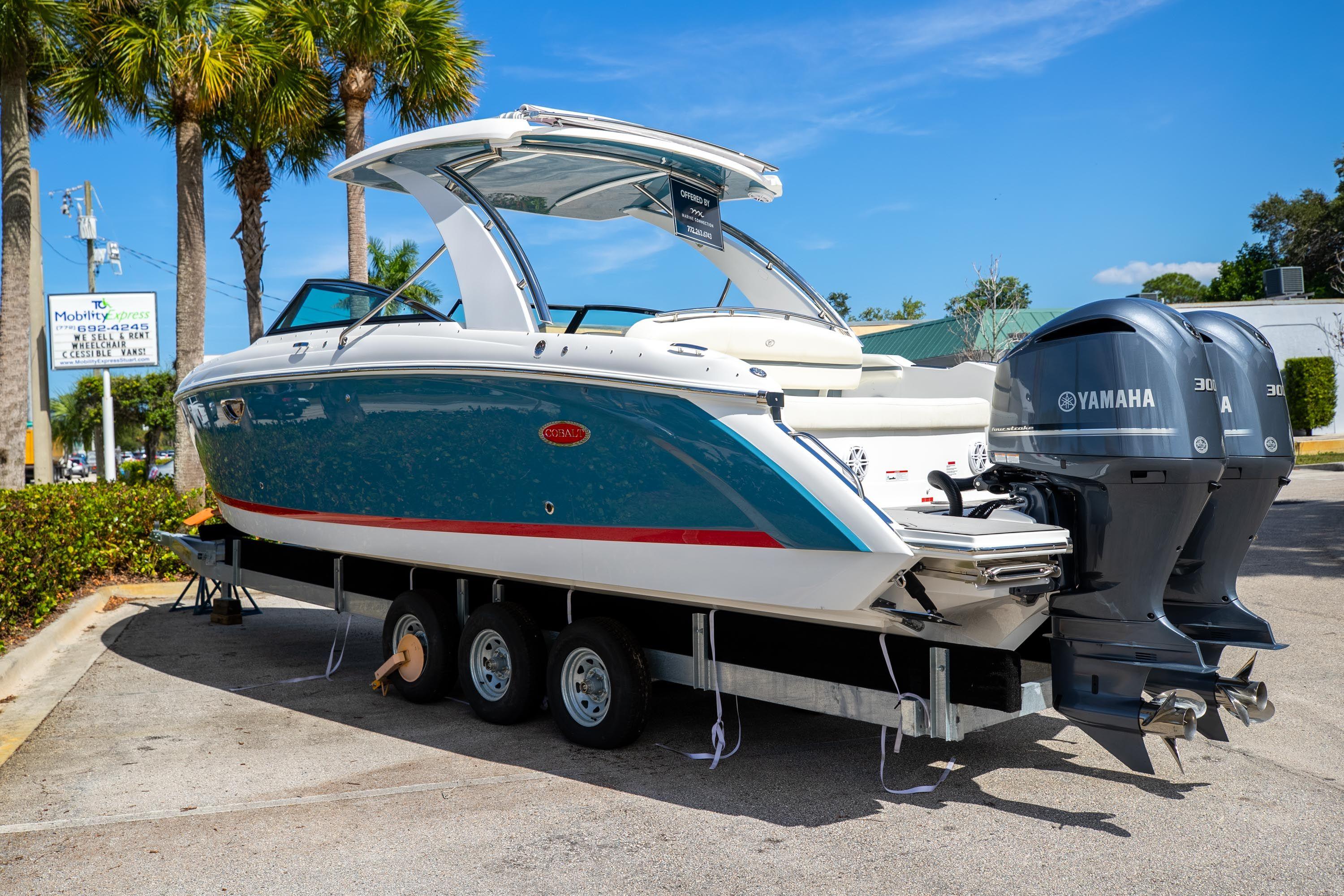 2022 Cobalt 30SC Bowrider for sale - YachtWorld