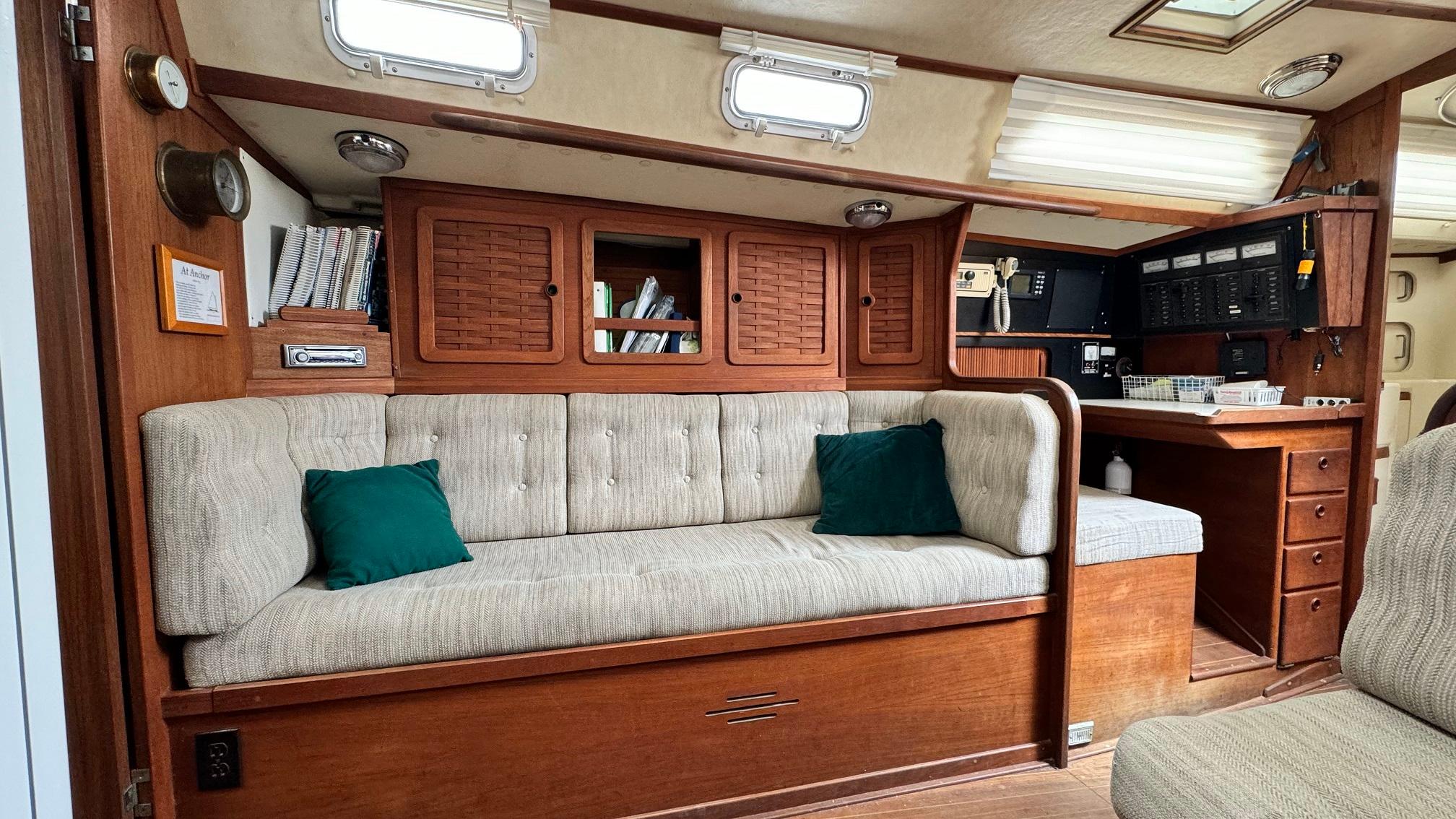 1990 Sabre 38 Sloop for sale - YachtWorld