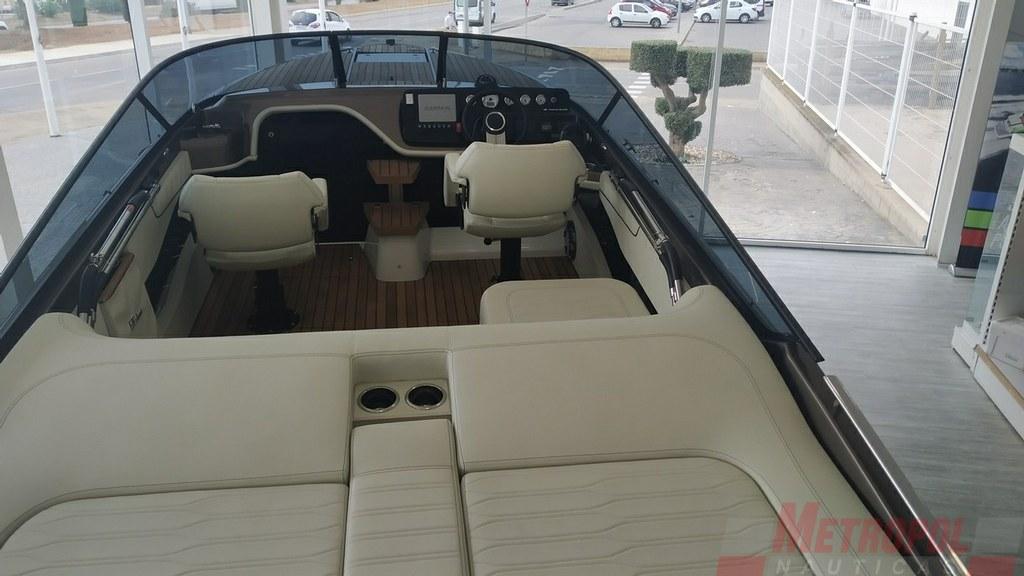 2023 Cranchi E 26 Classic Yacht a motore in vendita- YachtWorld