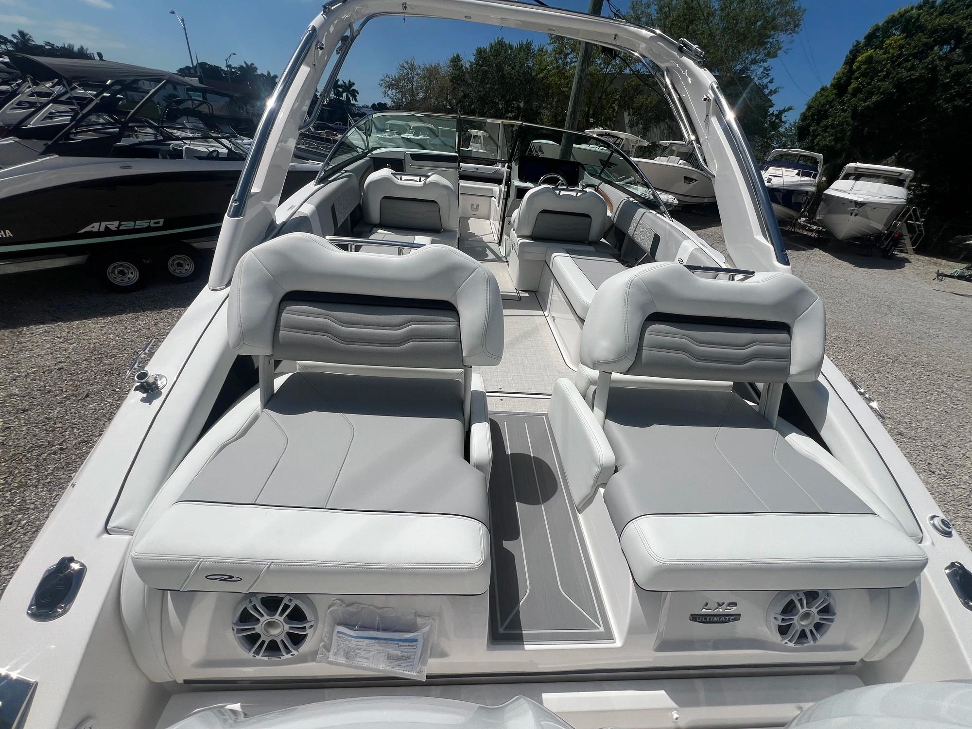 2024 Regal LX9 Bowrider for sale - YachtWorld