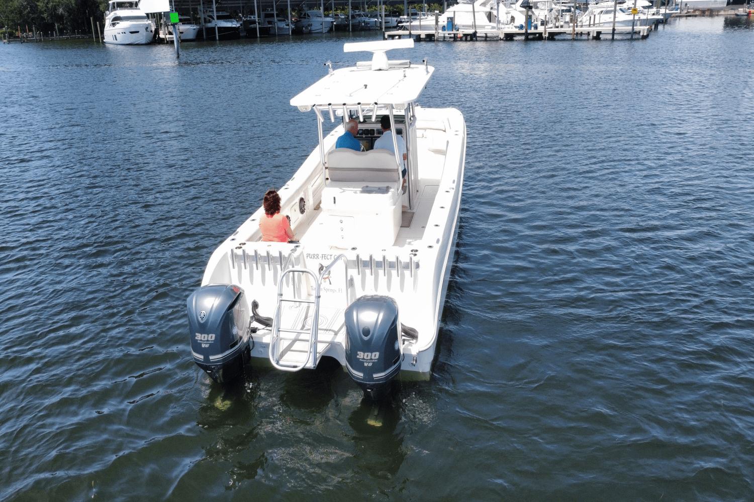 2014 World Cat 320 CC Sport Fishing for sale - YachtWorld