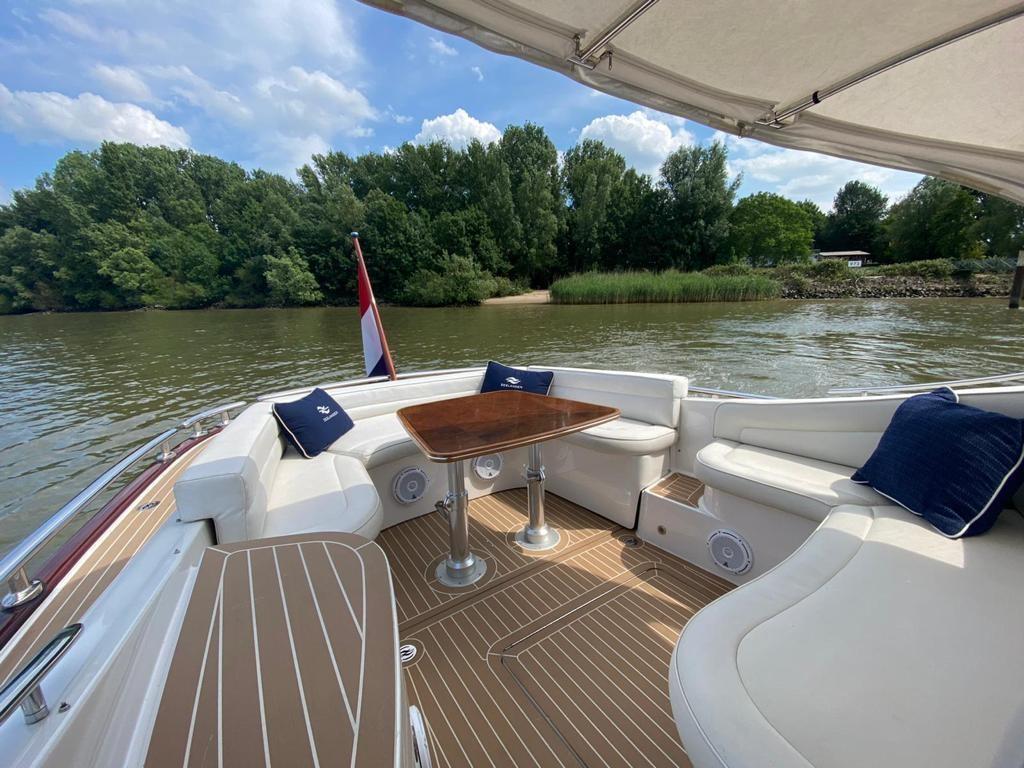 2012 Zeelander Z44 Sports Cruiser for sale - YachtWorld