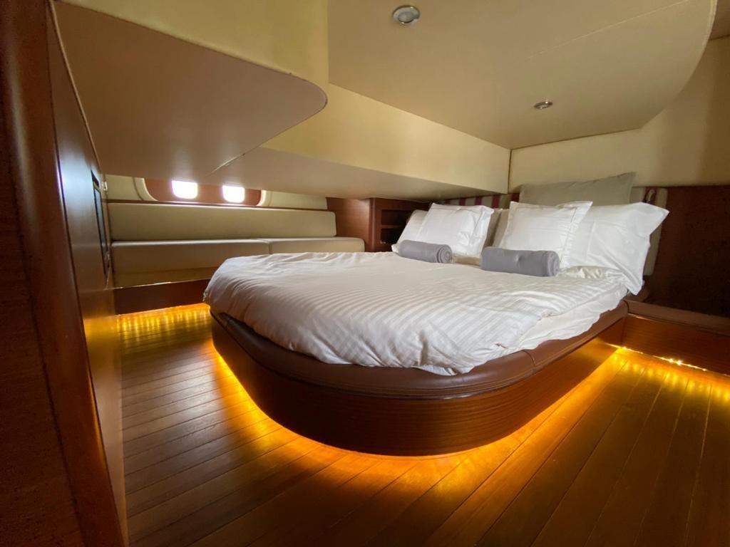 2012 Zeelander Z44 Sports Cruiser for sale - YachtWorld