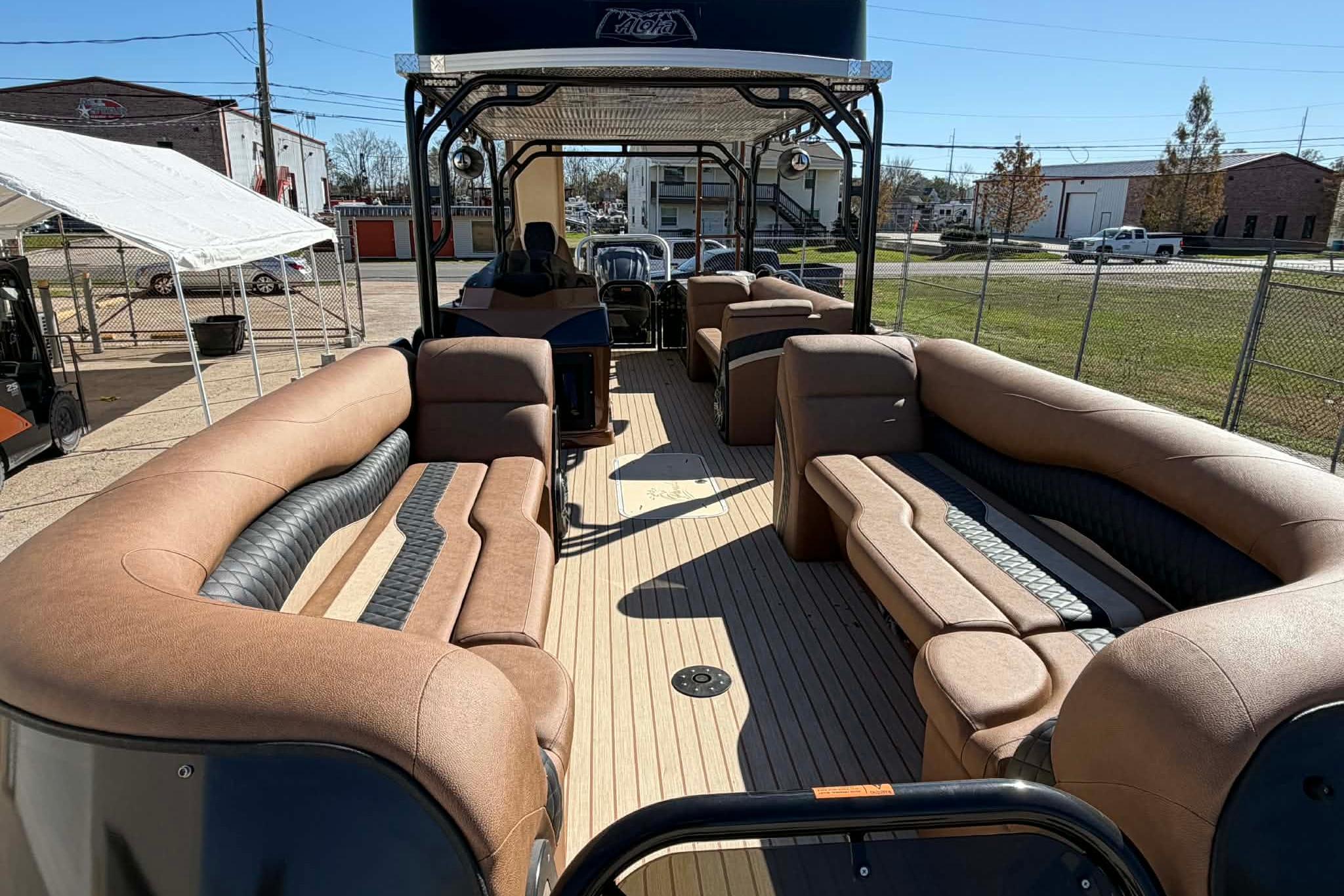 2026 Aloha Paradise 300 Sundeck Bateaux ponton à vendre - YachtWorld