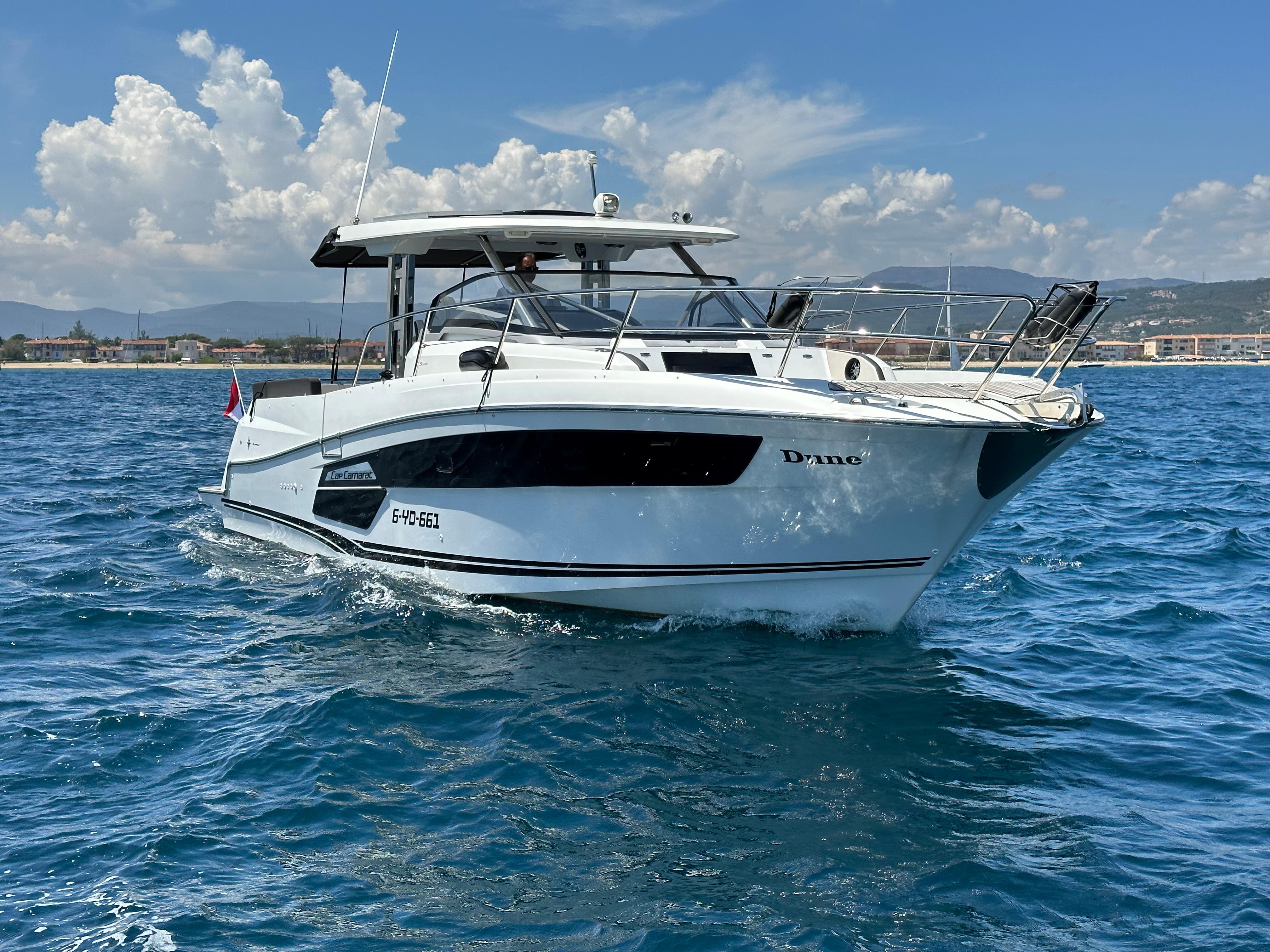 2020 Jeanneau CAP CAMARAT 12.5 WA Sports Cruiser for sale - YachtWorld