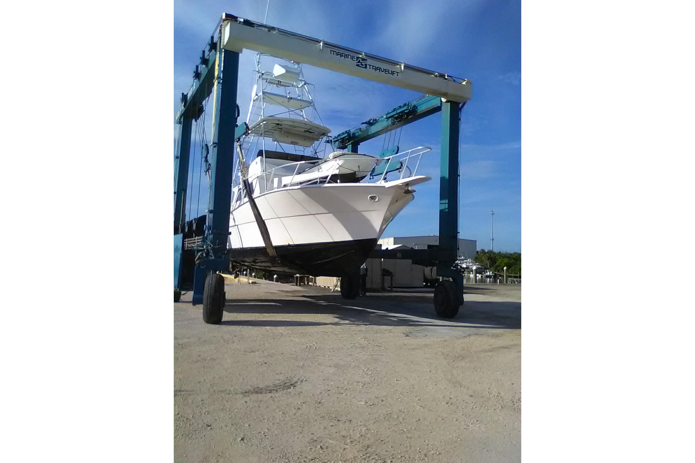 1976 Viking 40 Convertible with tower Convertible for sale - YachtWorld