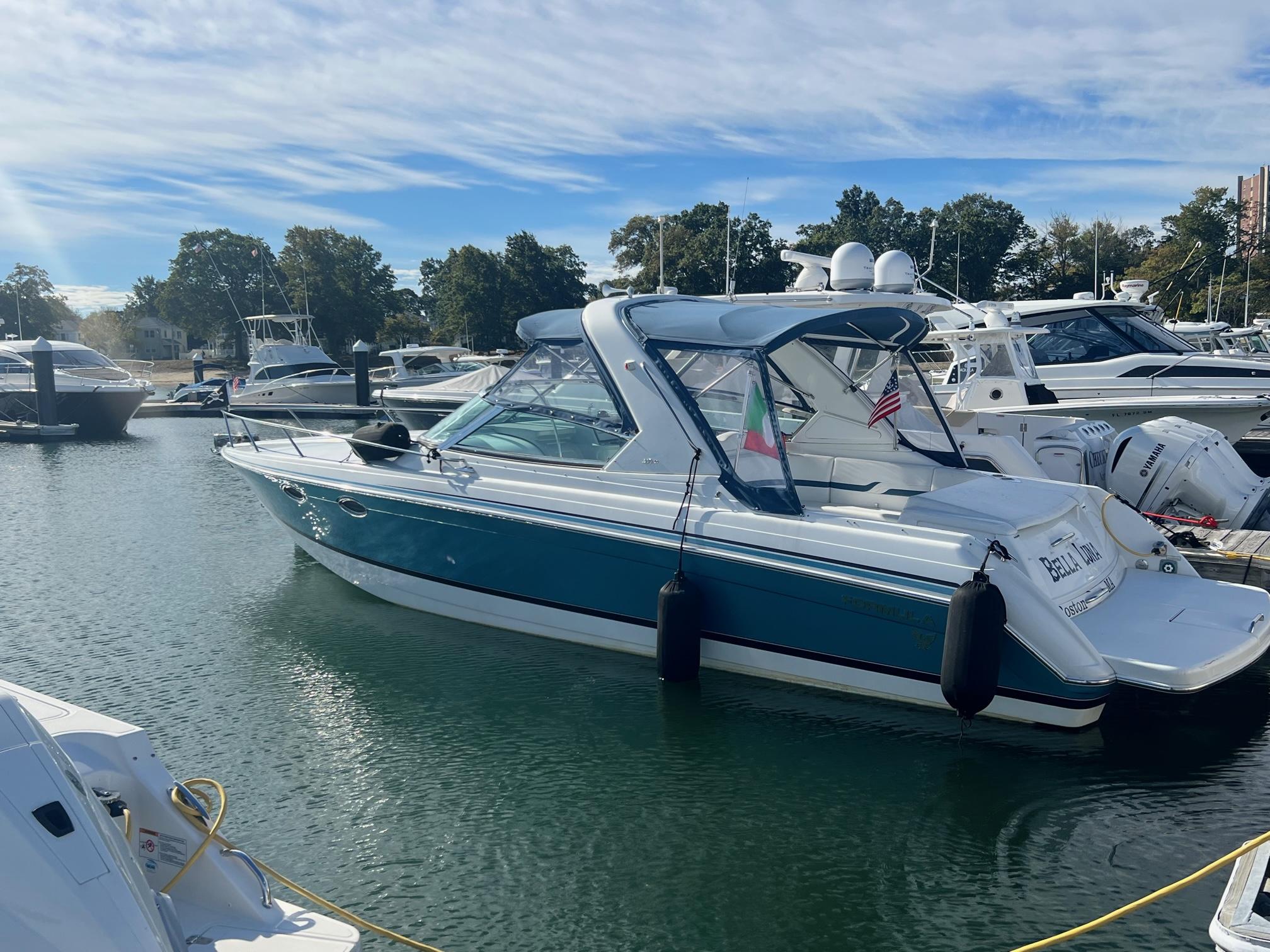 2005 Formula 330 Sun Sport Cruiser for sale - YachtWorld