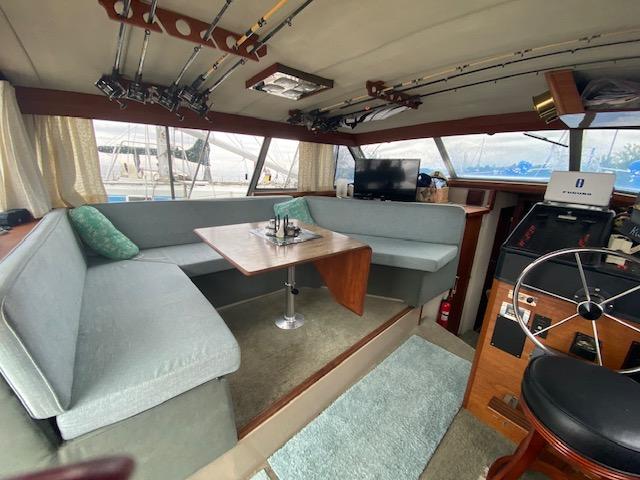 1985 Bayliner 3870 Motoryacht Cruiser for sale - YachtWorld