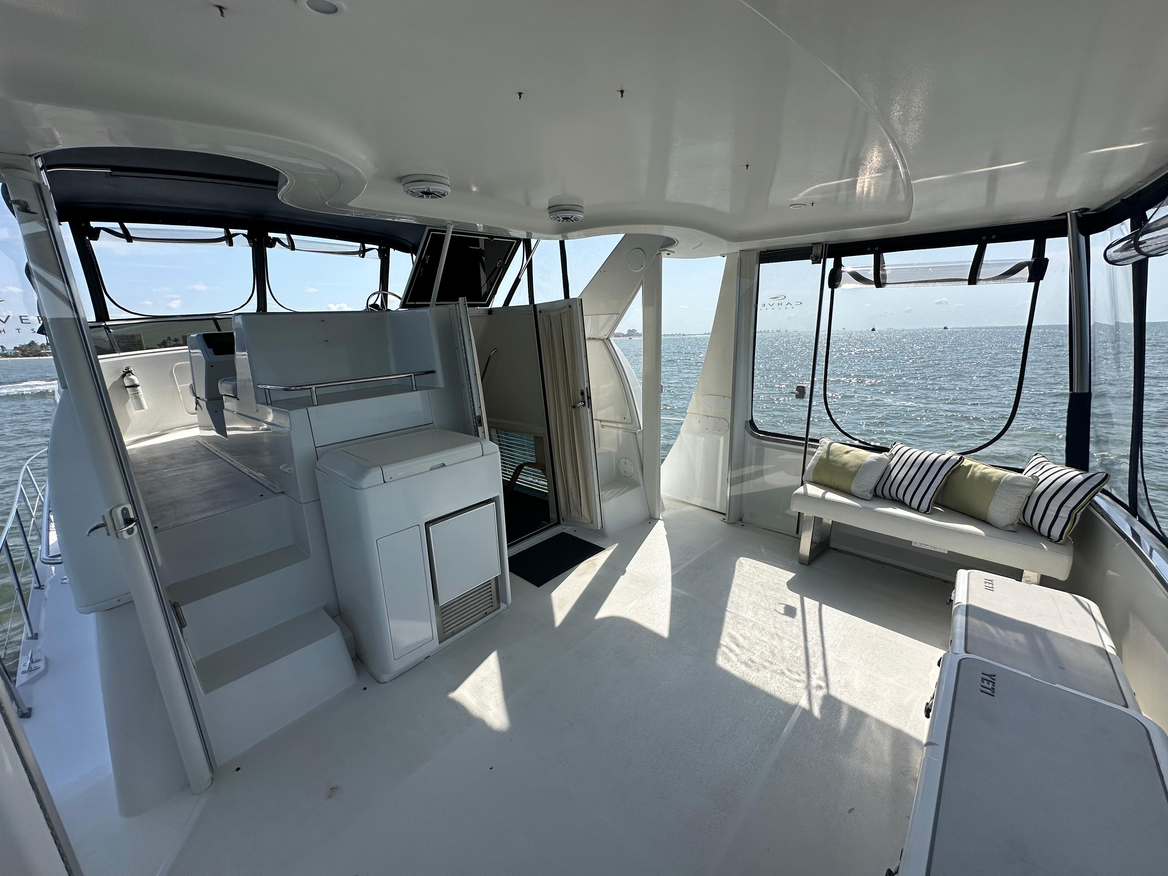 2000 Carver 406 Motor Yacht Motor Yachts for sale - YachtWorld