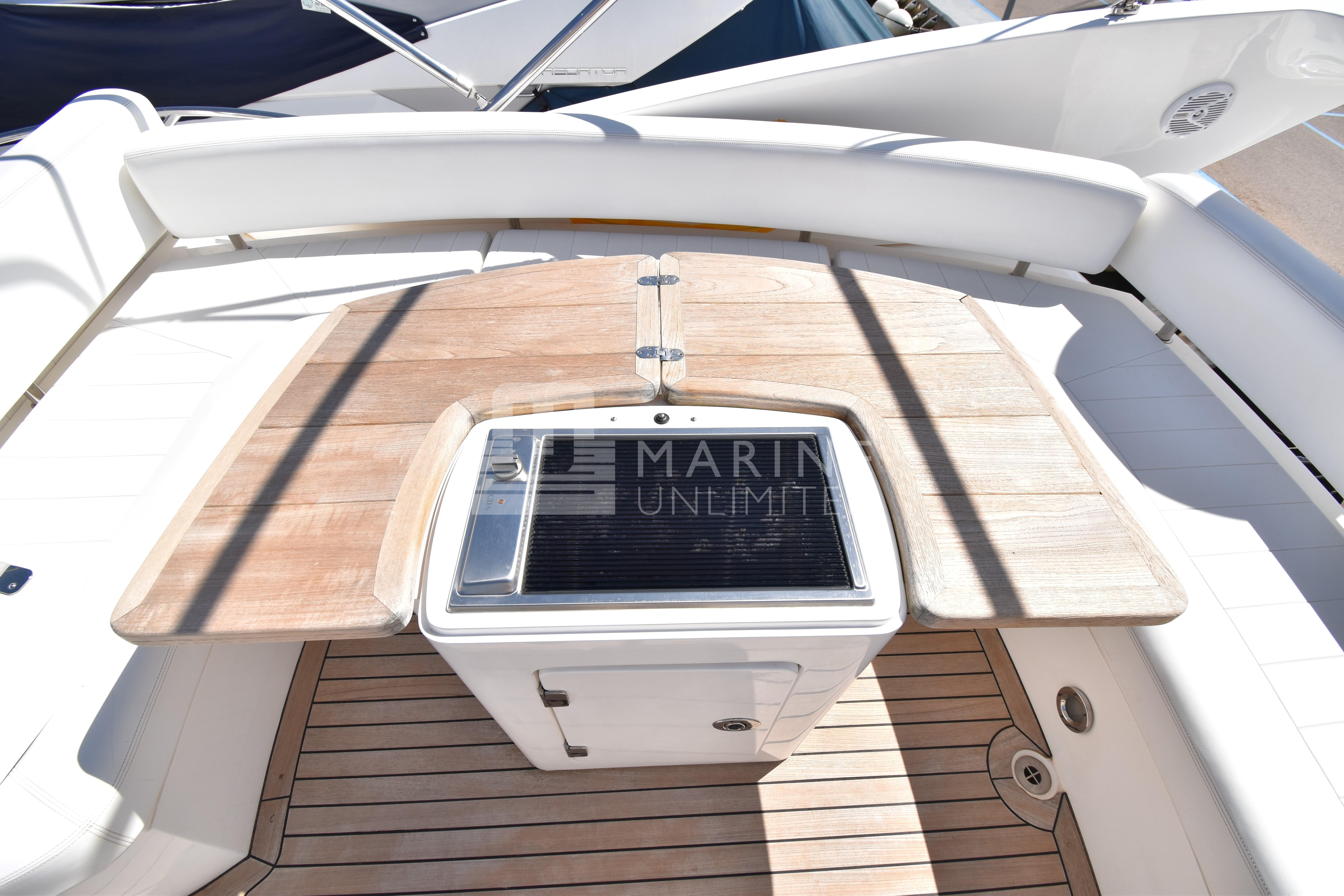2010 Sunseeker Manhattan 52 Motor Yachts for sale - YachtWorld