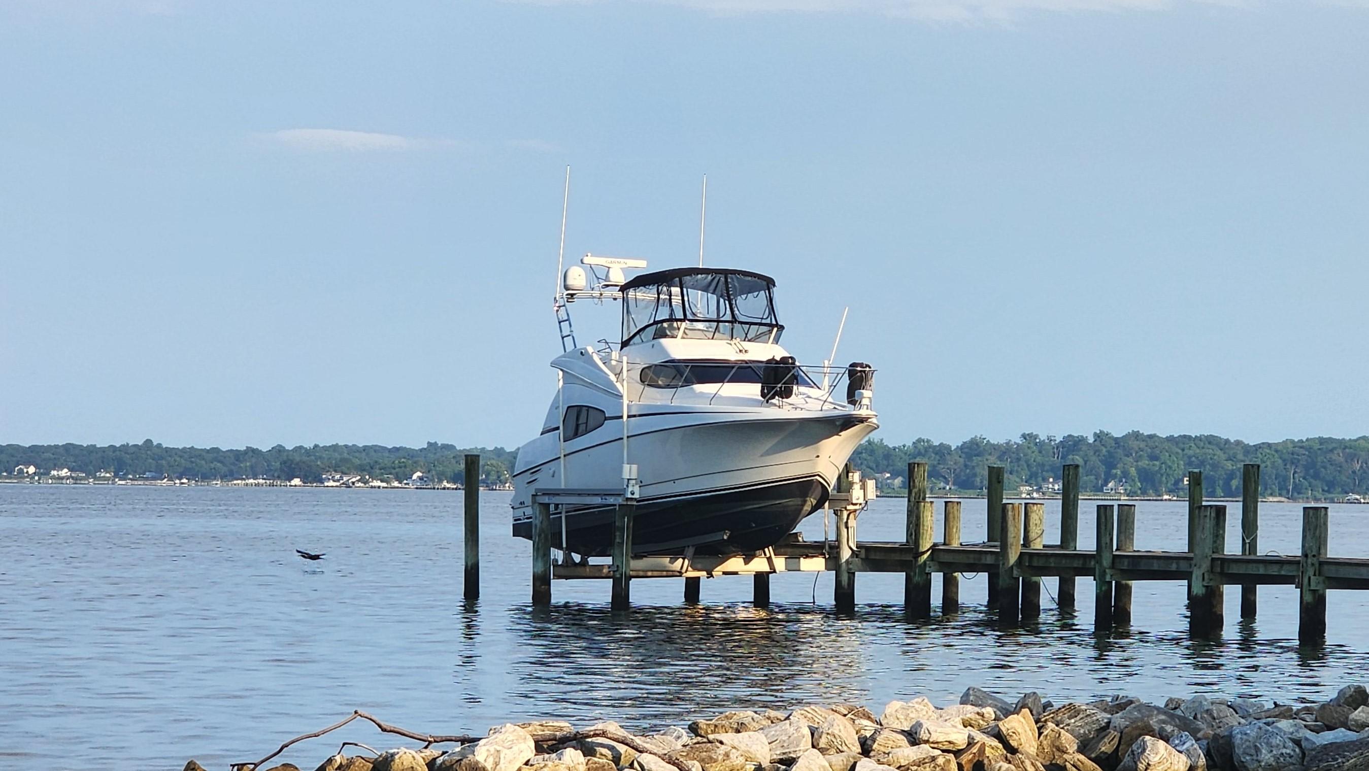 2002 Silverton 330 Sport Bridge Cruiser for sale - YachtWorld