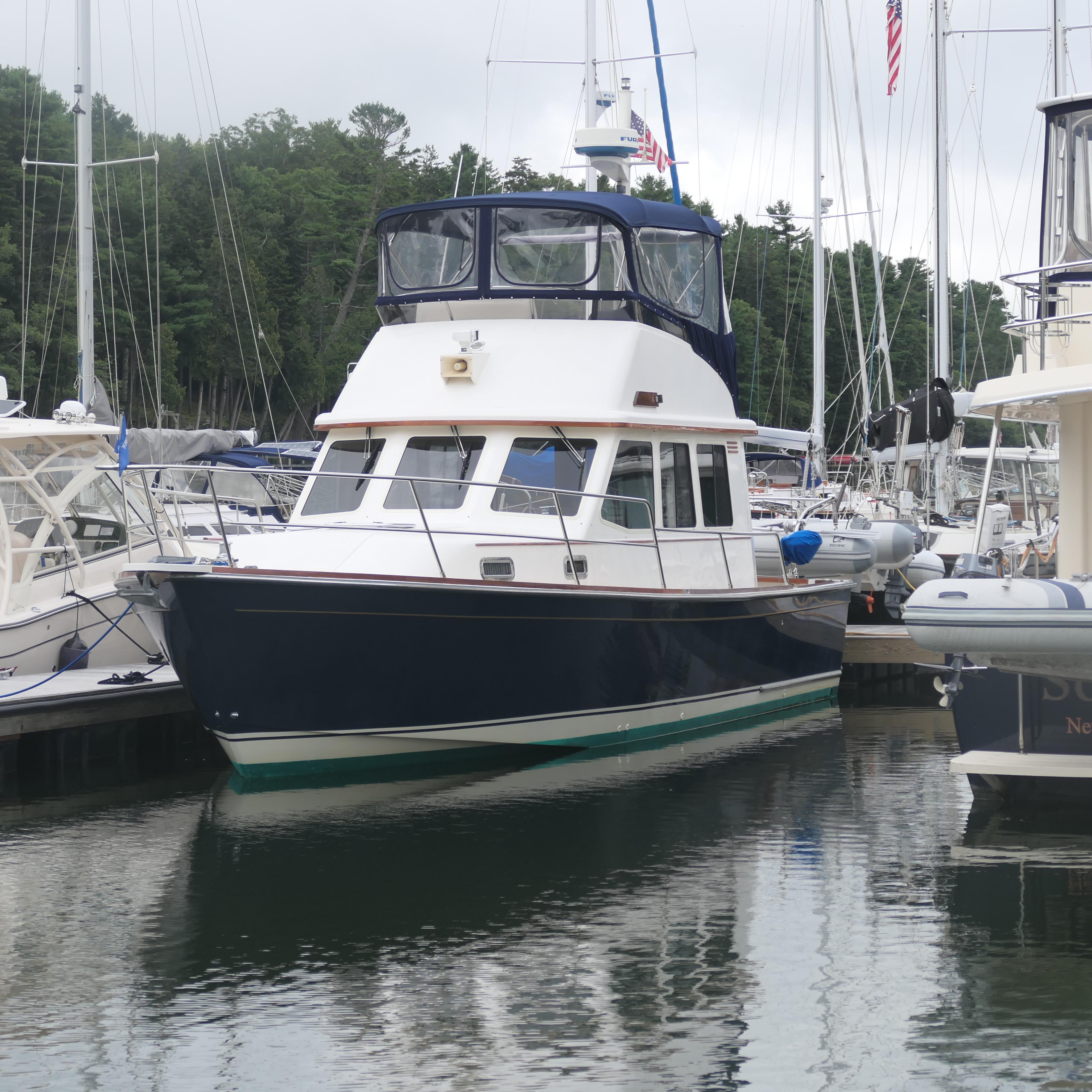2002 Sabre Flybridge Downeast for sale - YachtWorld