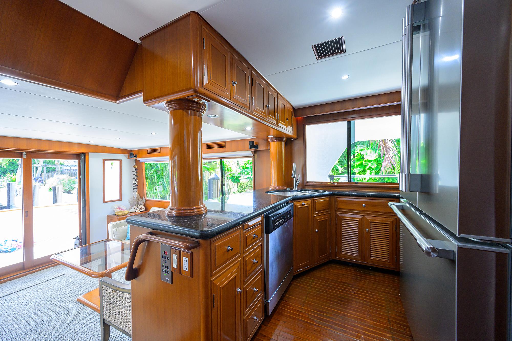 2001 Ocean Alexander 602 Motor Yachts for sale - YachtWorld