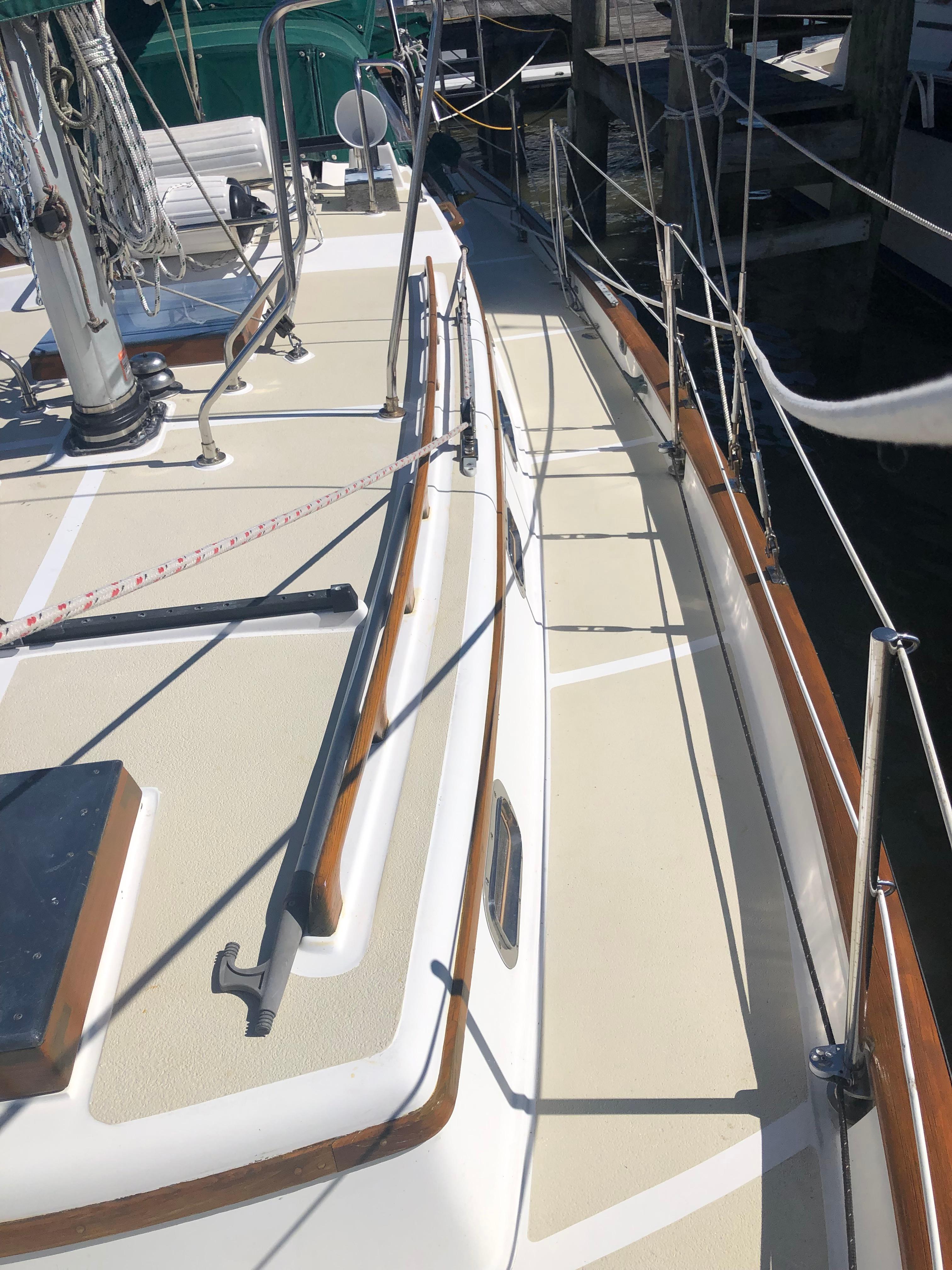 1990 Cabo Rico 38 Cutter Cruiser for sale - YachtWorld