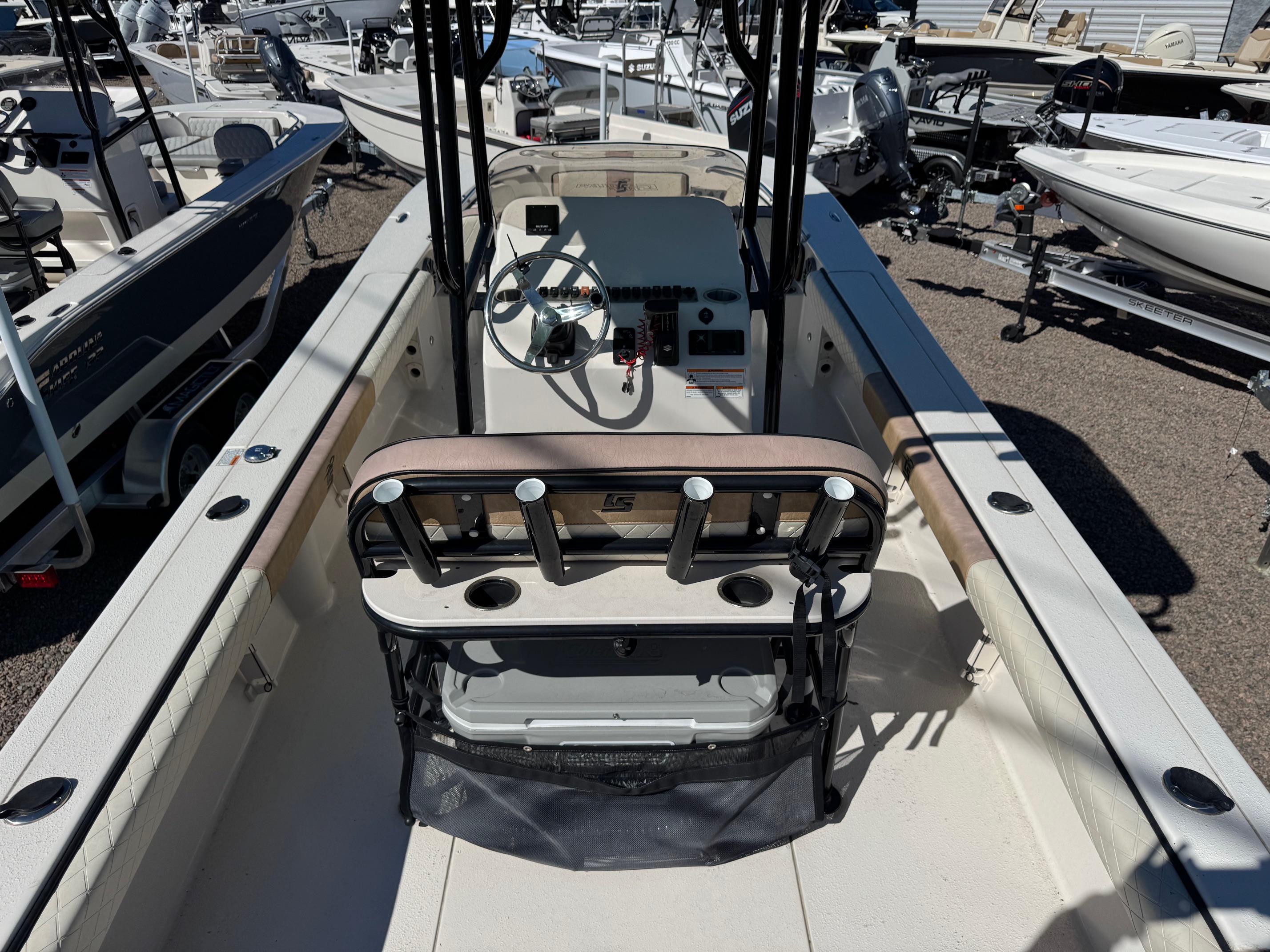 2024 Carolina Skiff 24 Ultra Elite Center Console Boote Kaufen - YachtWorld