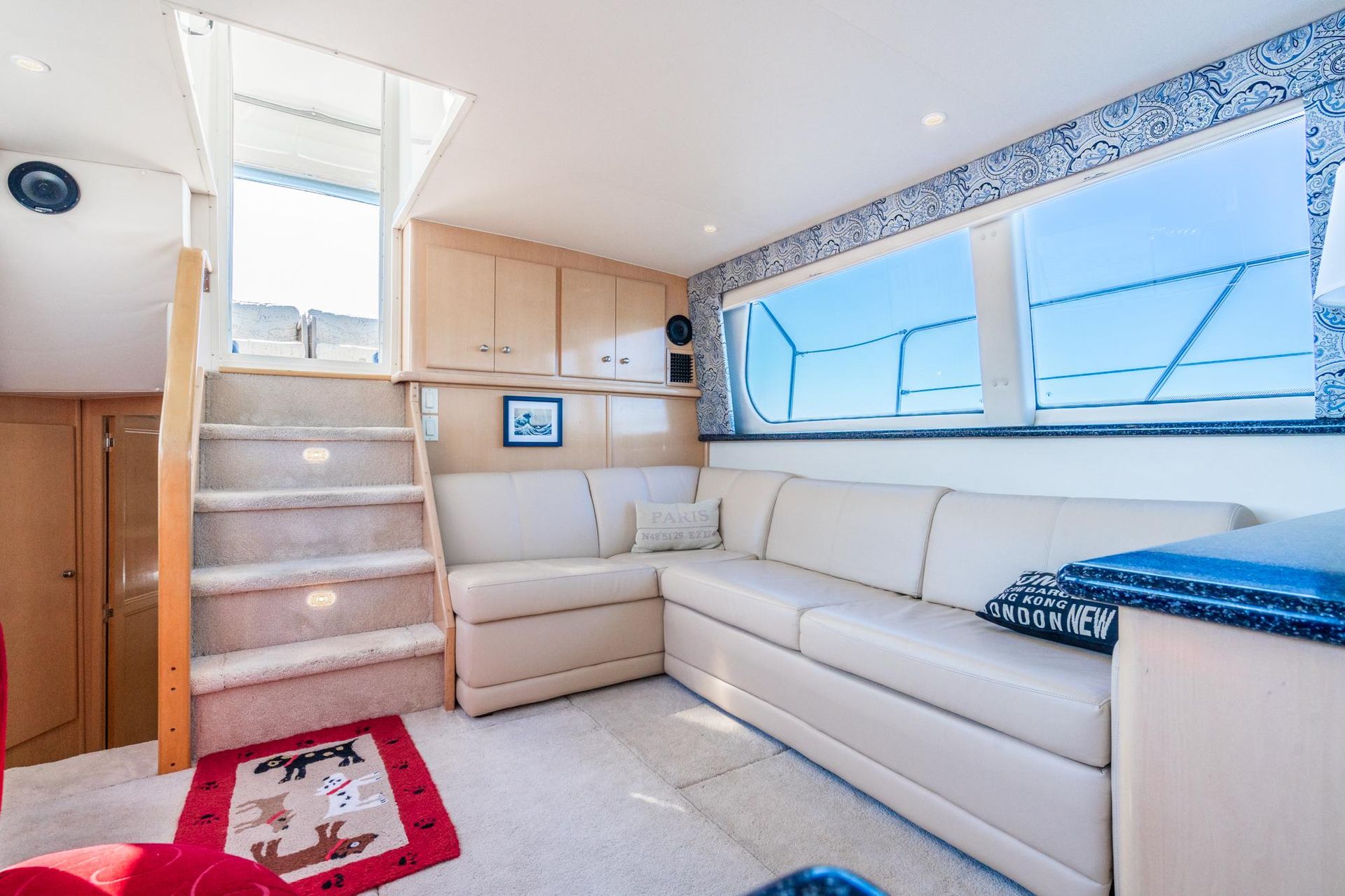 2000 Carver 406 Aft Cabin Motor Yacht - Weber Yachts