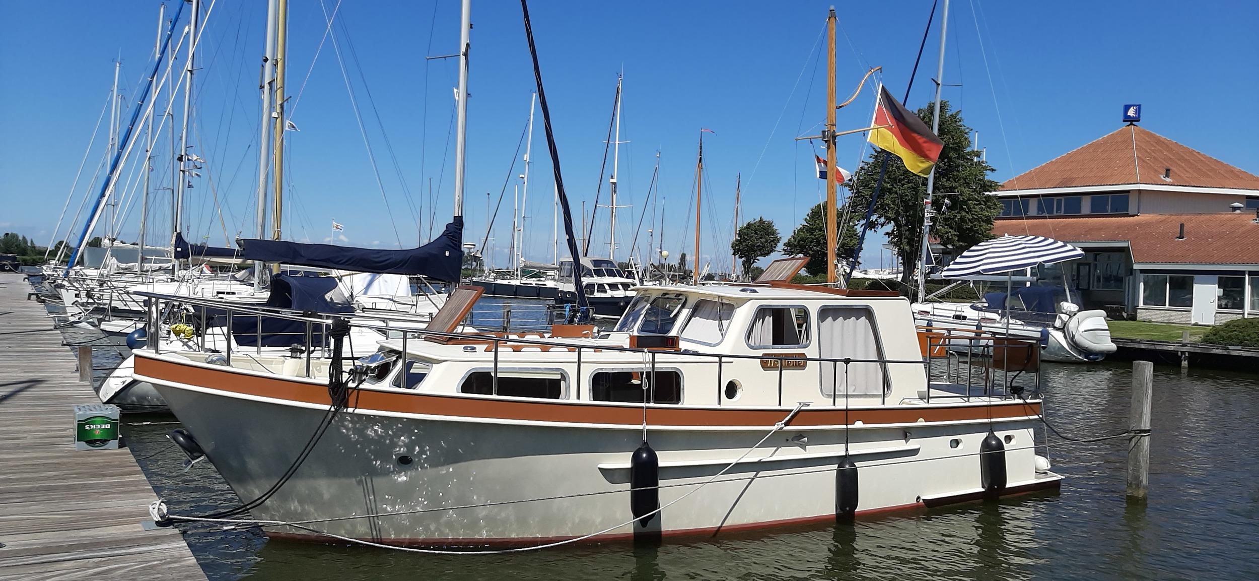 Used 1964 Ariadne Kruiser 1000 | YachtFocus