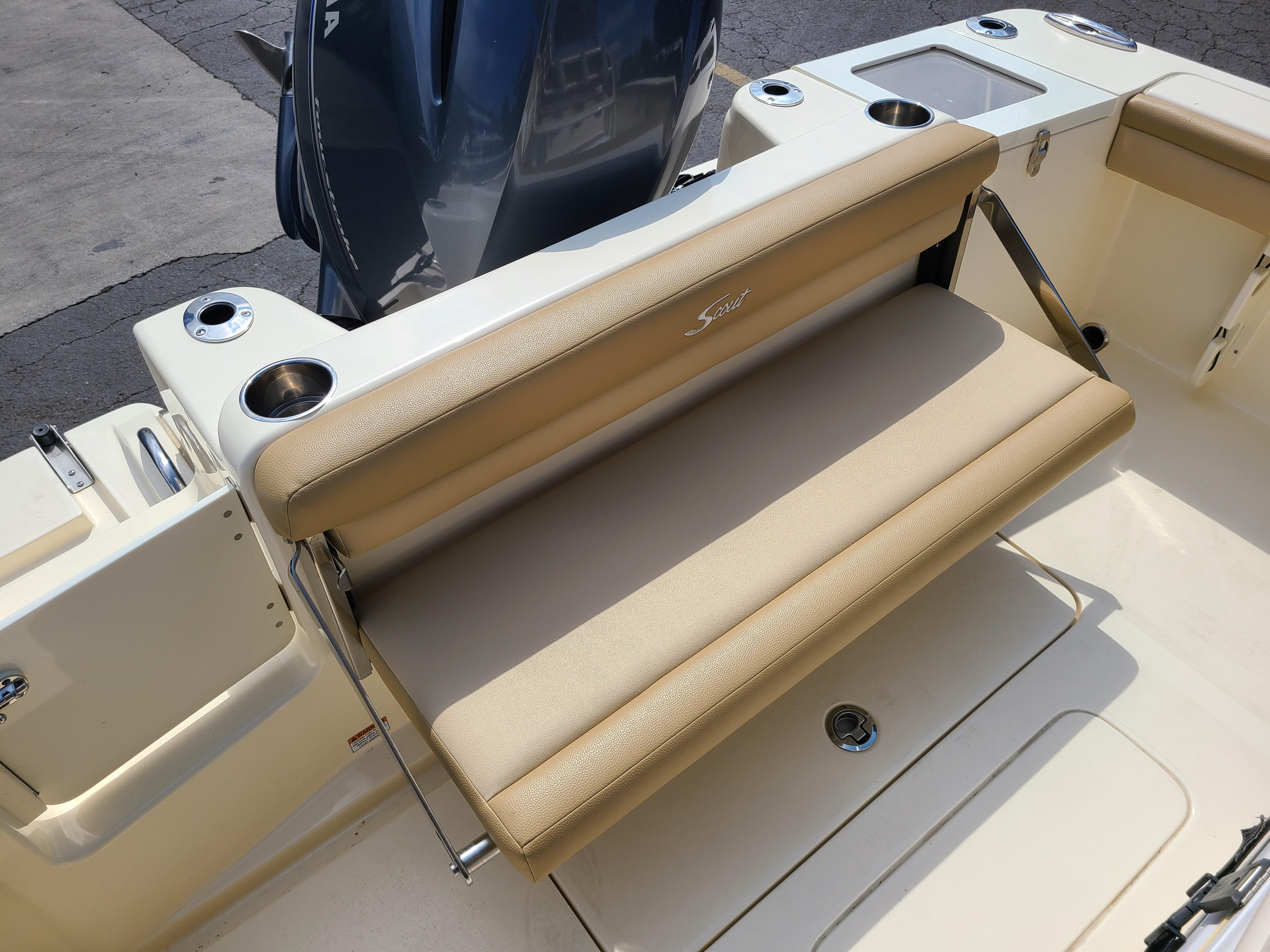 2016 Scout 210 Dorado Saltwater Fishing for sale - YachtWorld