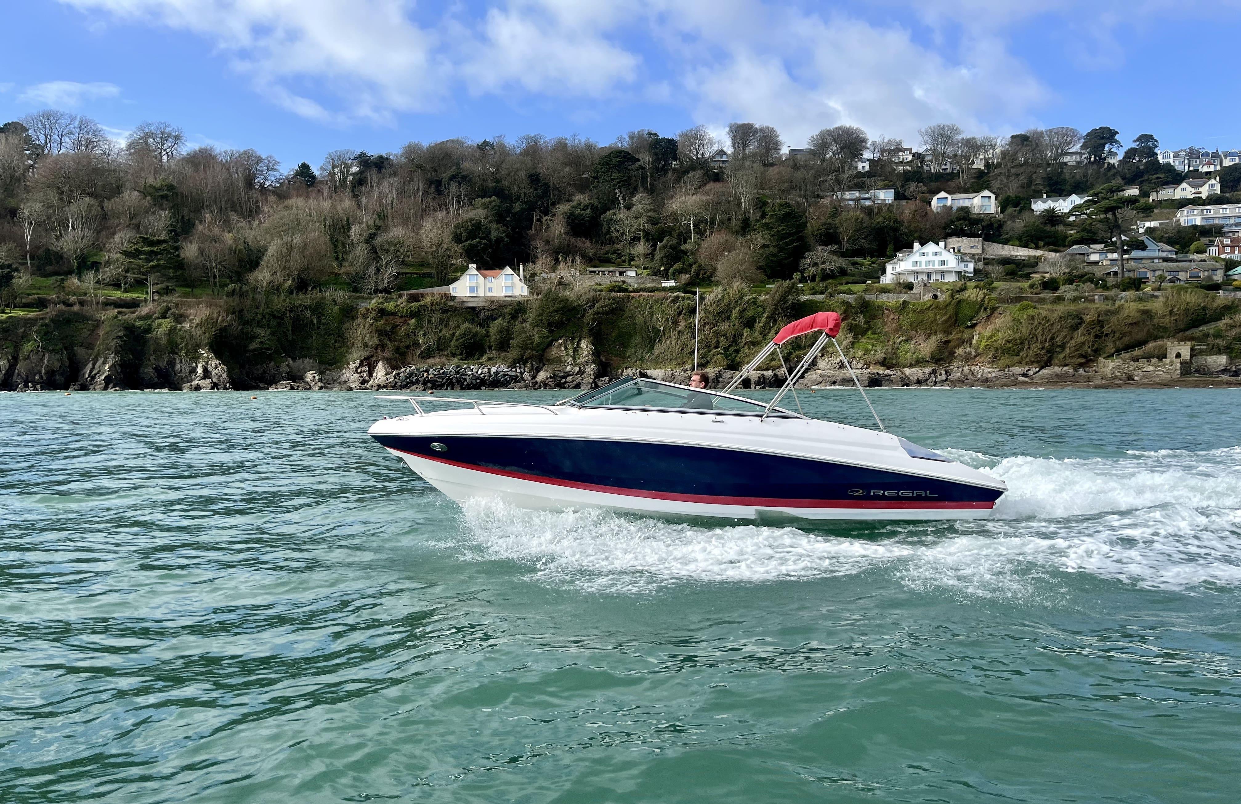 Nieuw 2005 Regal 2250 Cuddy Salcombe, Devon 33,261 € - Devon | Botentekoop