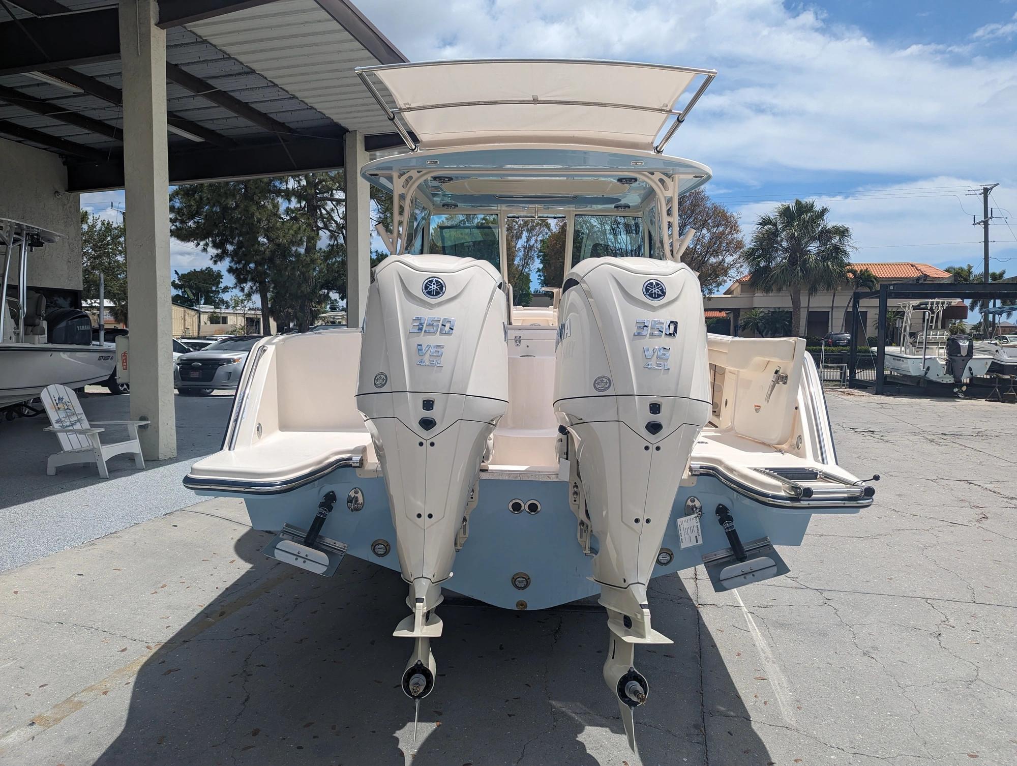 2024 Grady-White Freedom 325 Dual Console for sale - YachtWorld