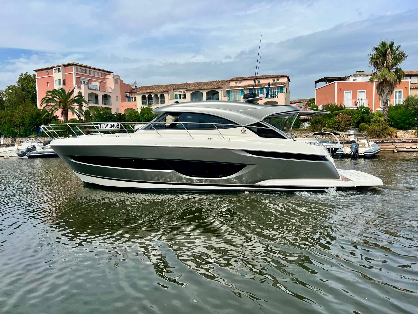 2024 Riviera 4600 Sport Yacht Platinum Edition Sports Cruiser for sale ...