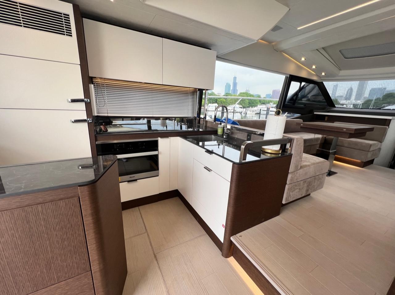 2021 Prestige 590 Sport Fly Motor Yachts for sale - YachtWorld