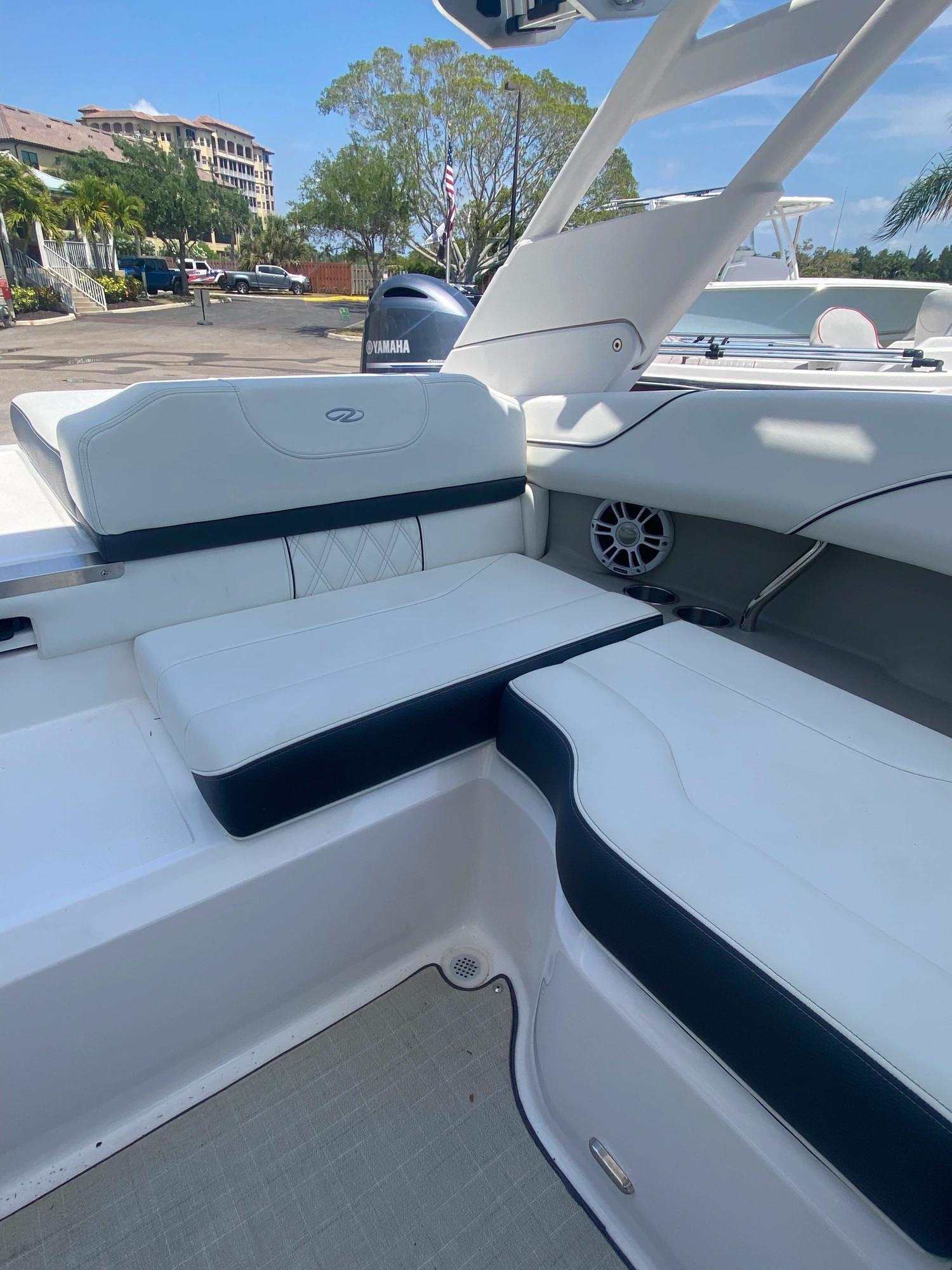 2022 Regal LS2 Surf Bowrider for sale - YachtWorld