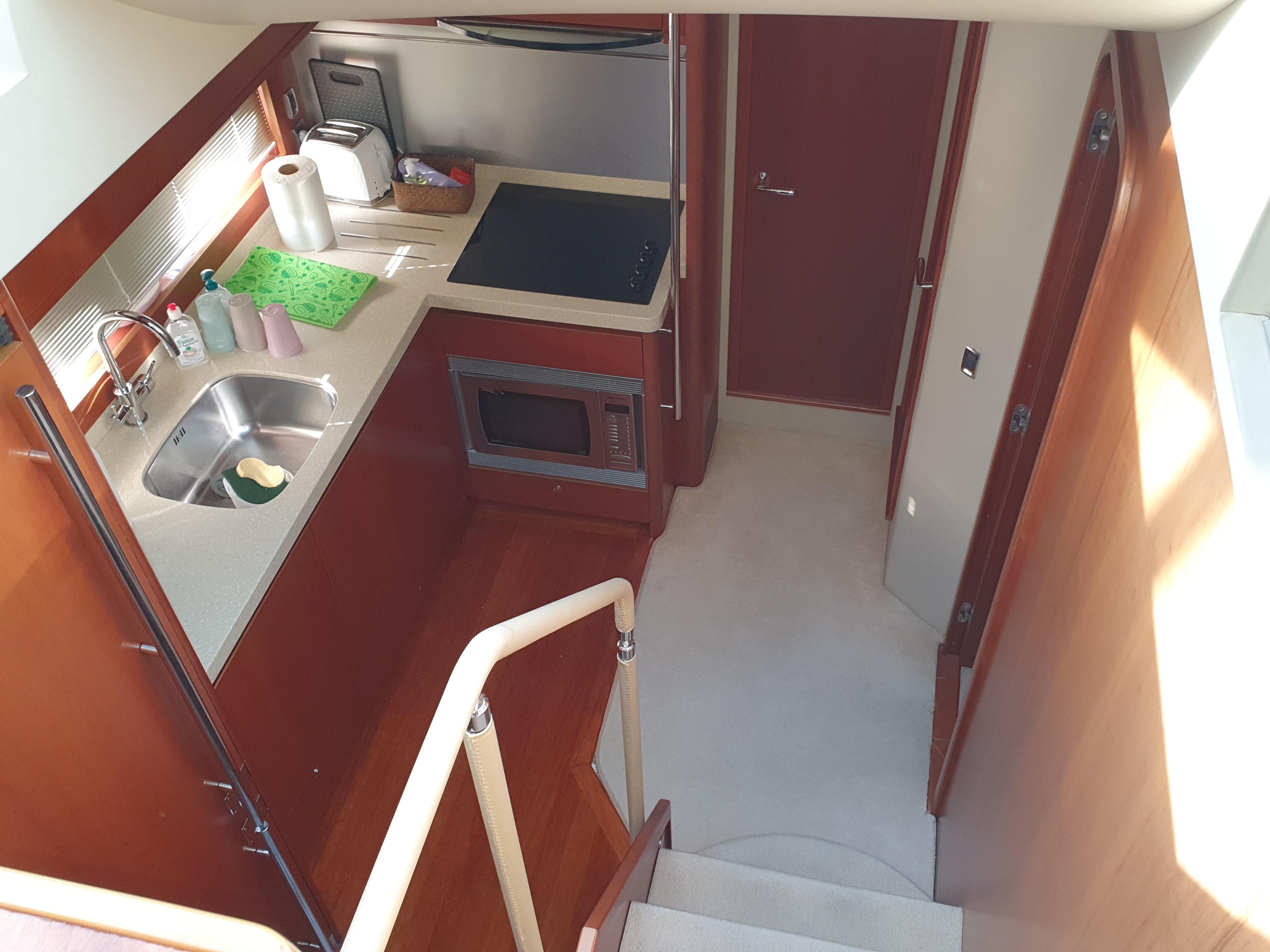 2008 Princess 54 Flybridge Motor Yachts for sale - YachtWorld