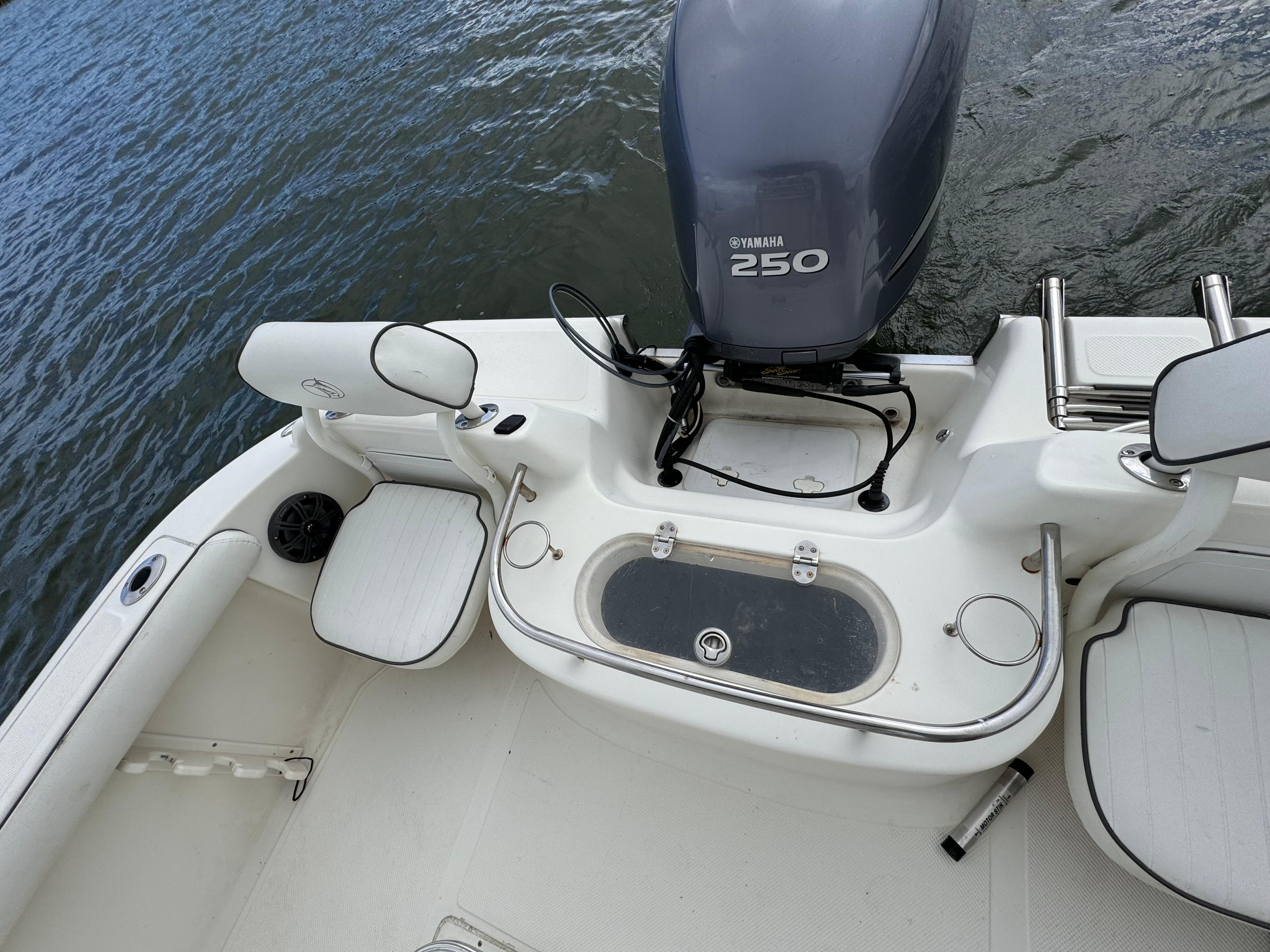 2008 Key West 211 Bluewater Center Console for sale - YachtWorld