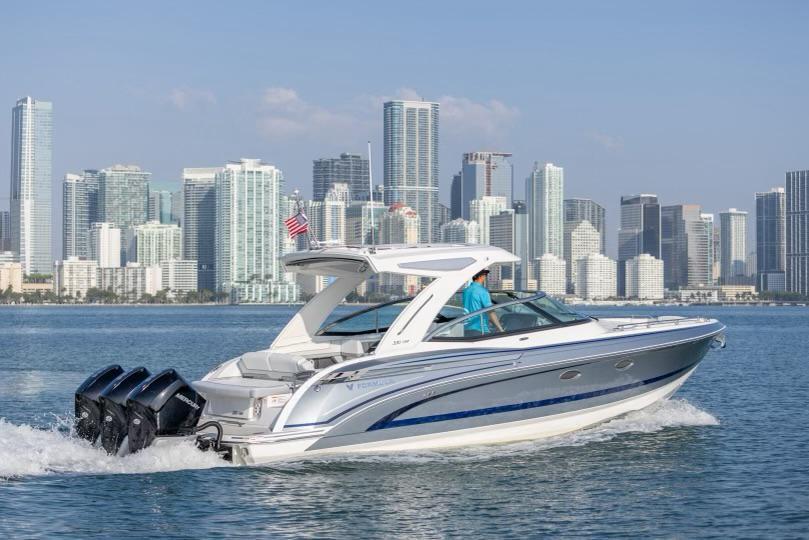 2023 Formula 330 Crossover Bowrider Bowrider for sale - YachtWorld