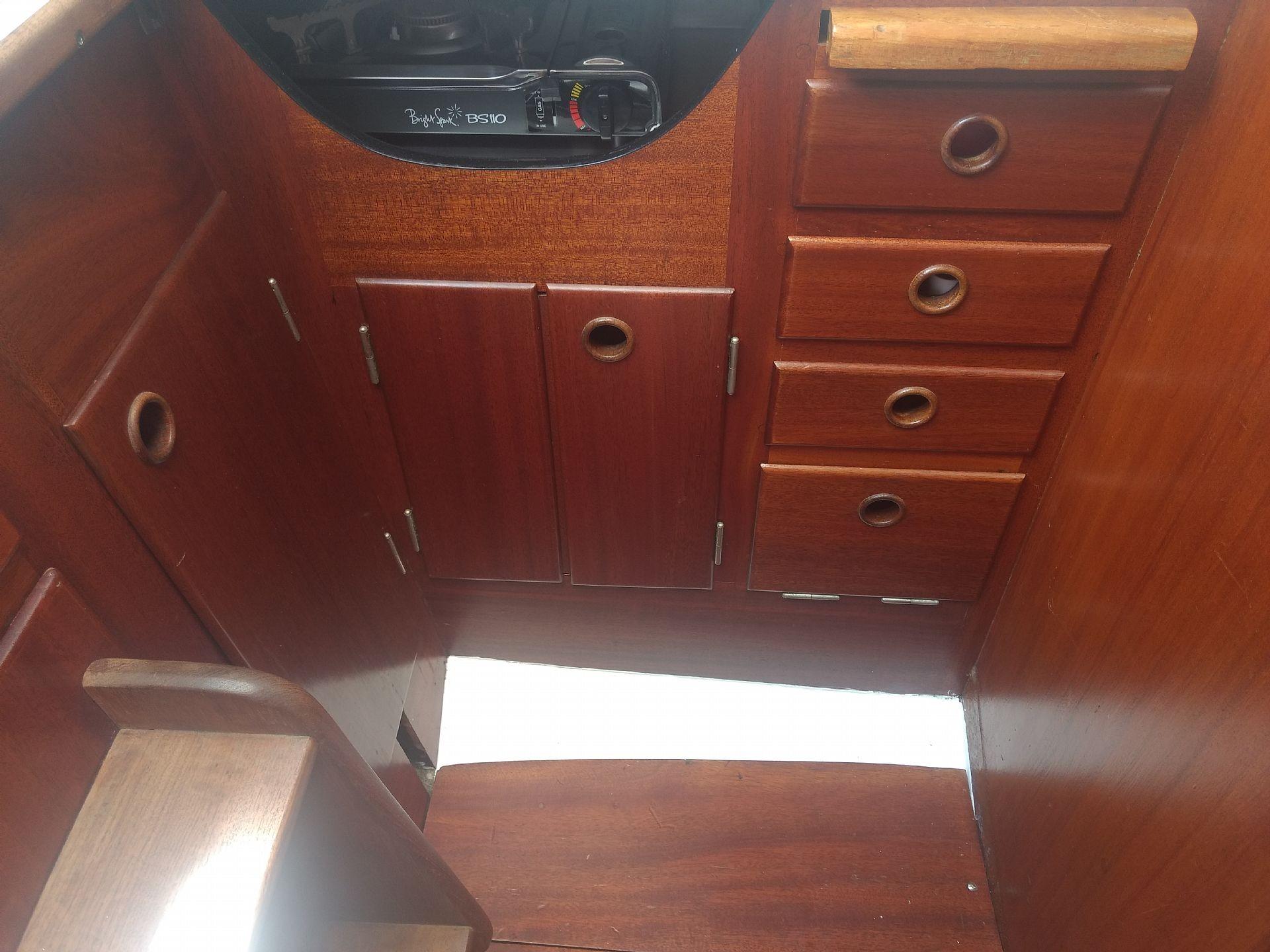 1972 Hallberg-Rassy Mistress 32 Course-croisières à vendre - YachtWorld