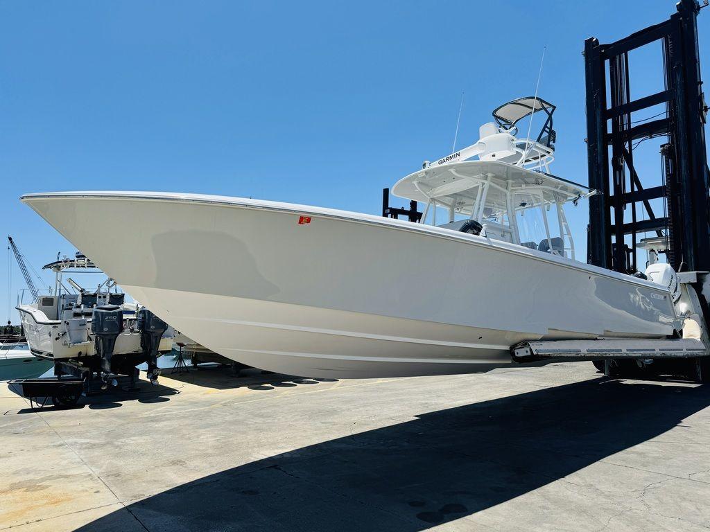 2021 Contender 39 ST Centre Console for sale - YachtWorld
